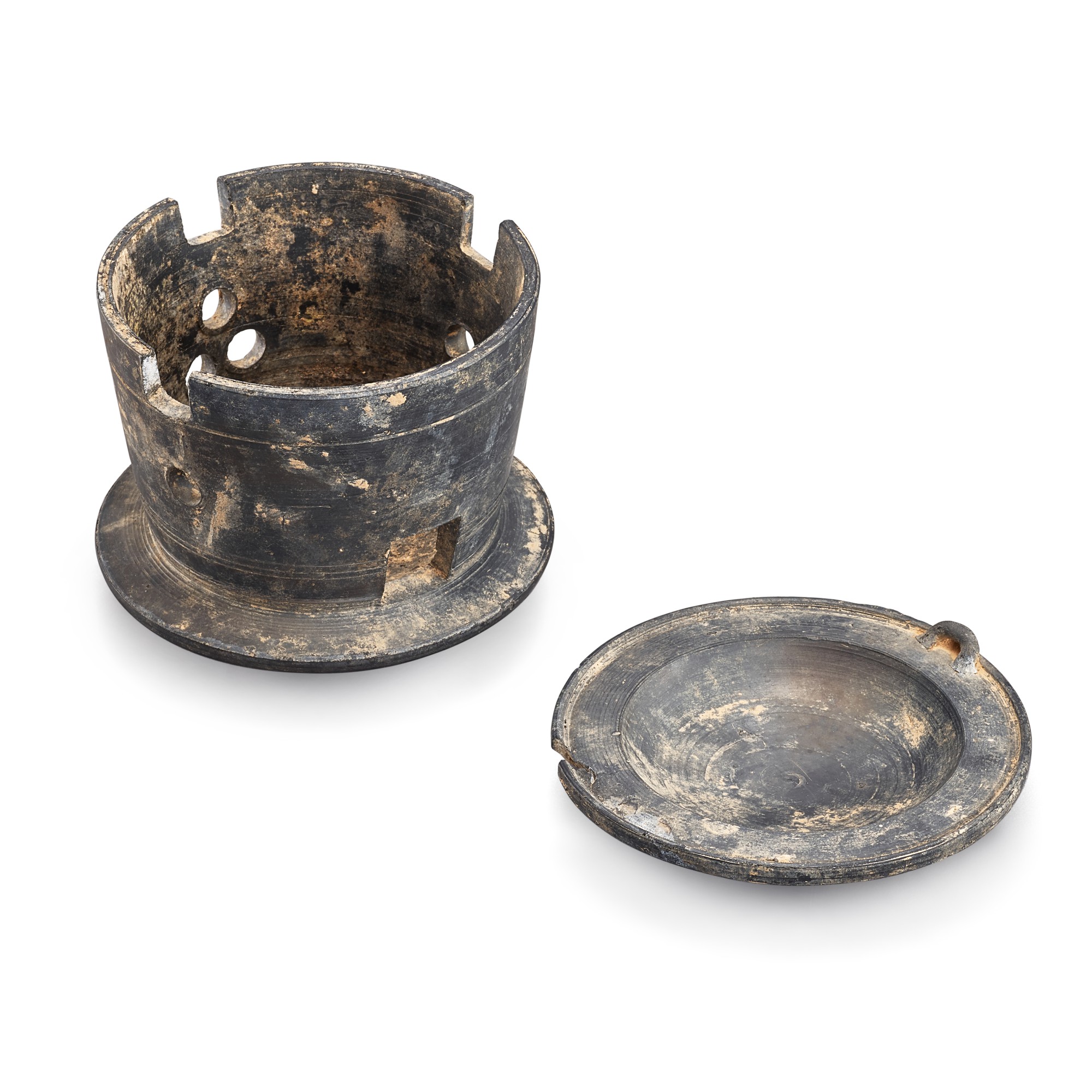 A black pottery tea brazier, Tang dynasty 唐 黑陶茶爐及茶釜 | Echoes of ...