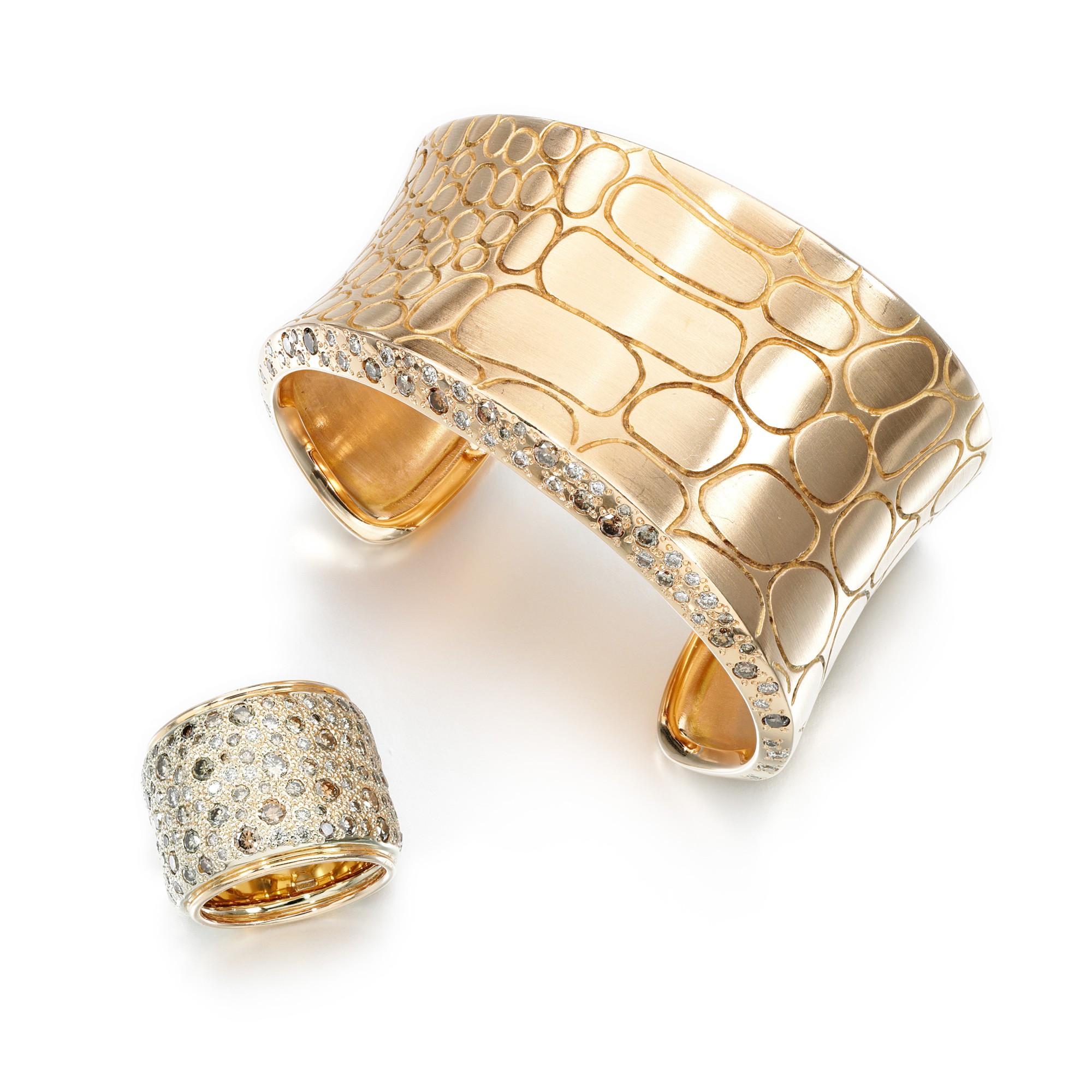 POMELLATO | COLOURED DIAMOND AND DIAMOND DEMI-PARURE | Fine Jewels ...