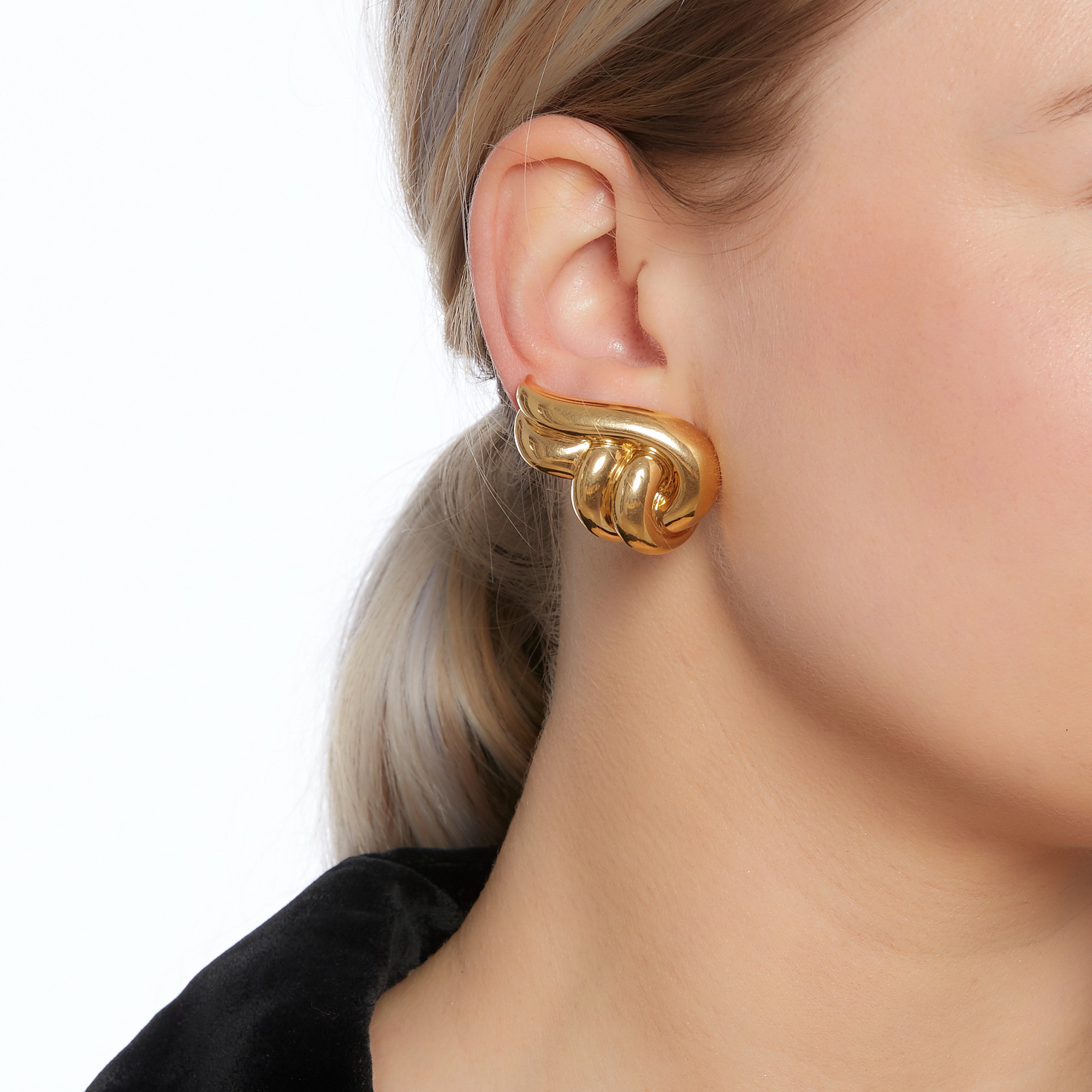 Pair of ear clips | Fine Jewels | 2021 | Sotheby's