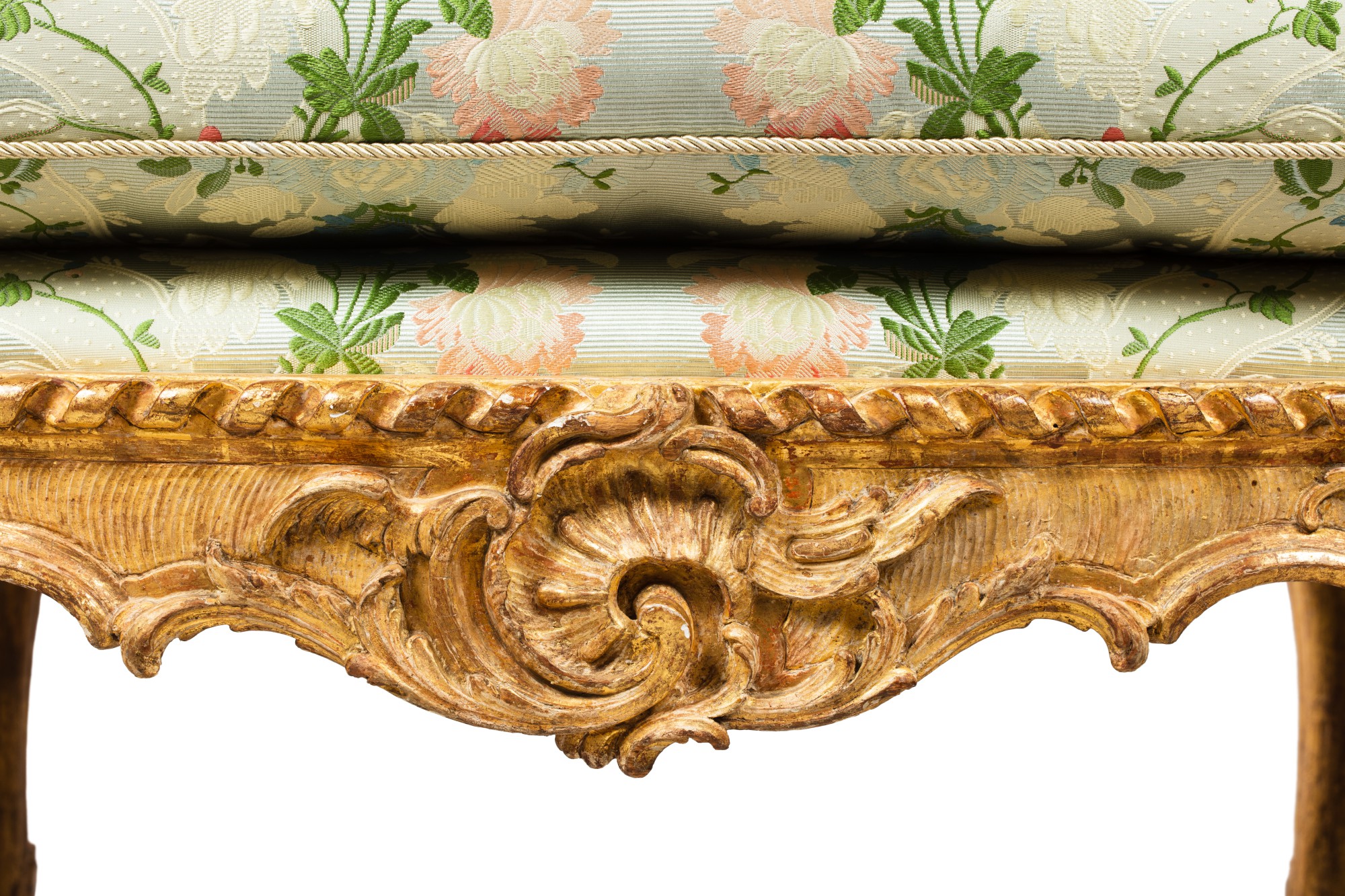 A carved giltwood canapé à chassis attributed to Nicolas Heurtaut (1720 ...