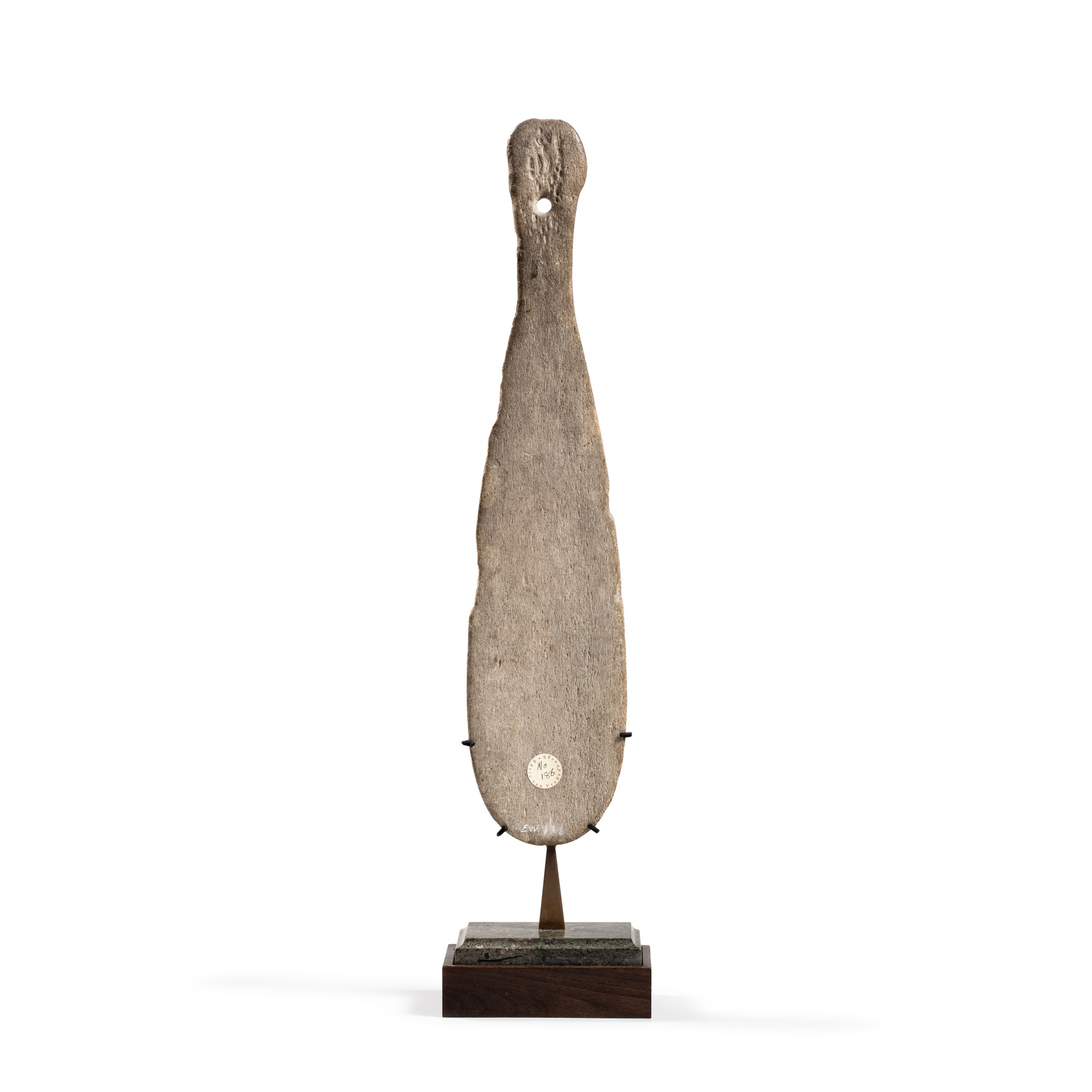 Whale bone club patu paraoa, Maori, New Zealand, 19th century | Massue ...