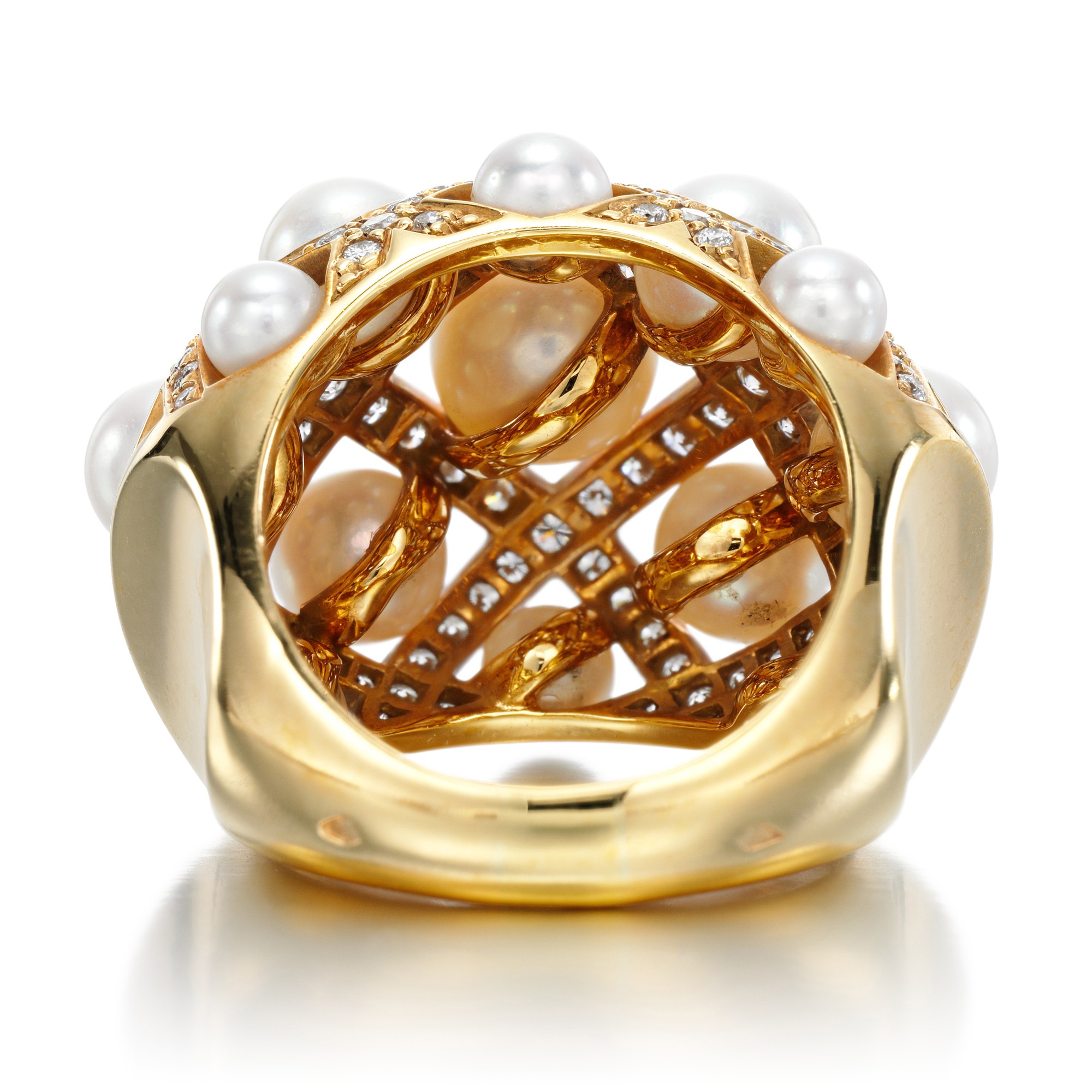 Cultured pearl and diamond ring | Fine Jewels | 2021 | Sotheby's