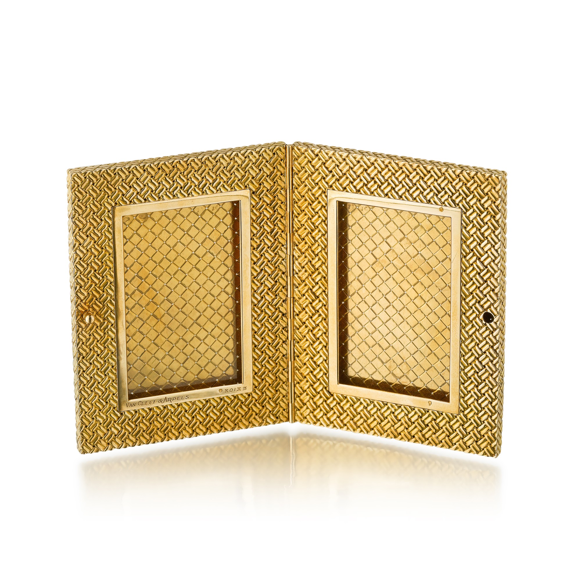 Van Cleef & Arpels | Cadre porte-photo à deux vues or | Gold double ...