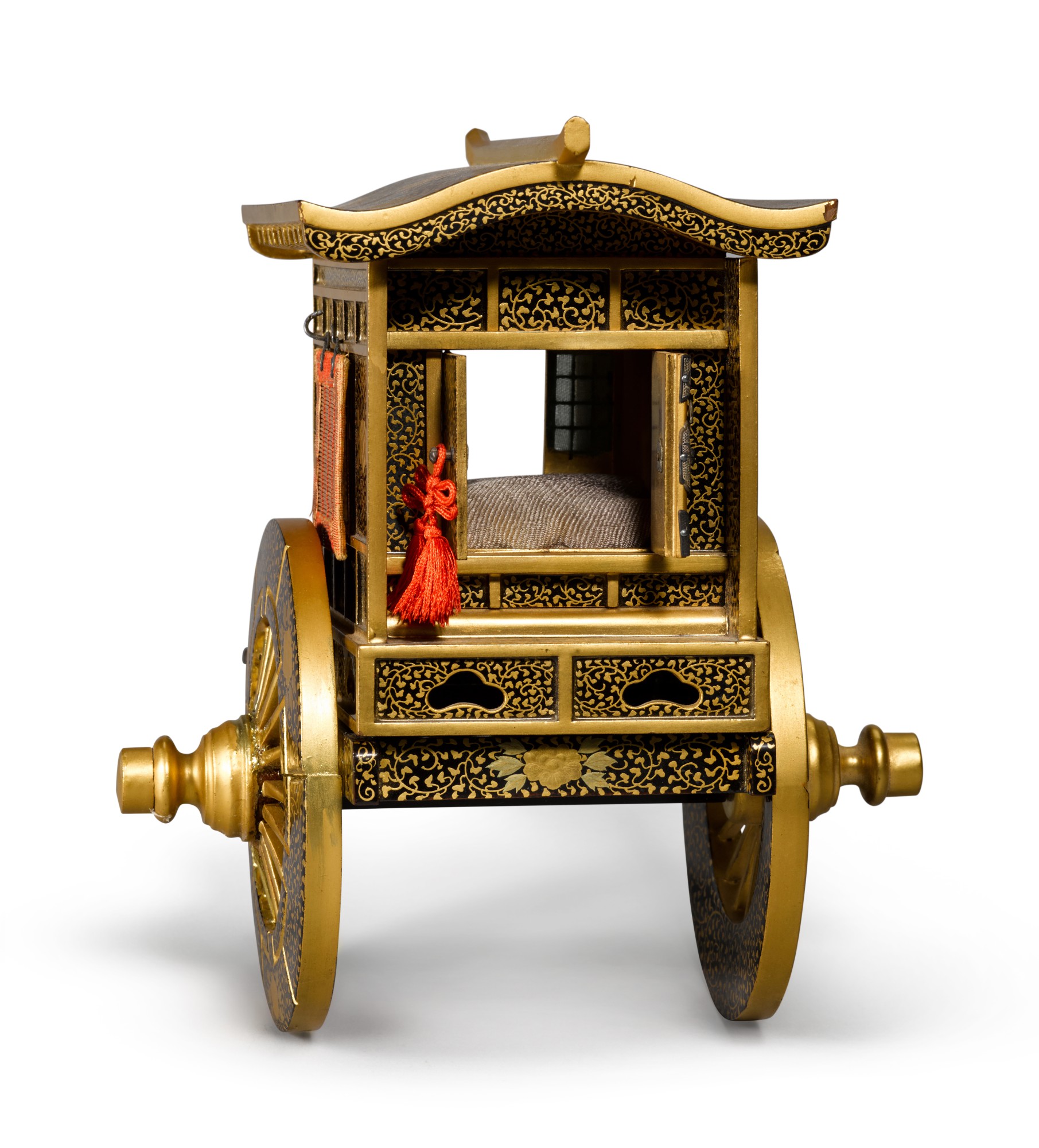 A LACQUER MODEL OF A COURTIER'S CARRIAGE, EDO PERIOD, 19TH CENTURY ...