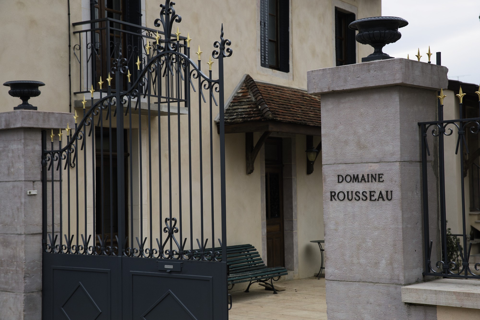 Ruchottes Chambertin, Clos des Ruchottes 2010 Domaine Armand Rousseau ...