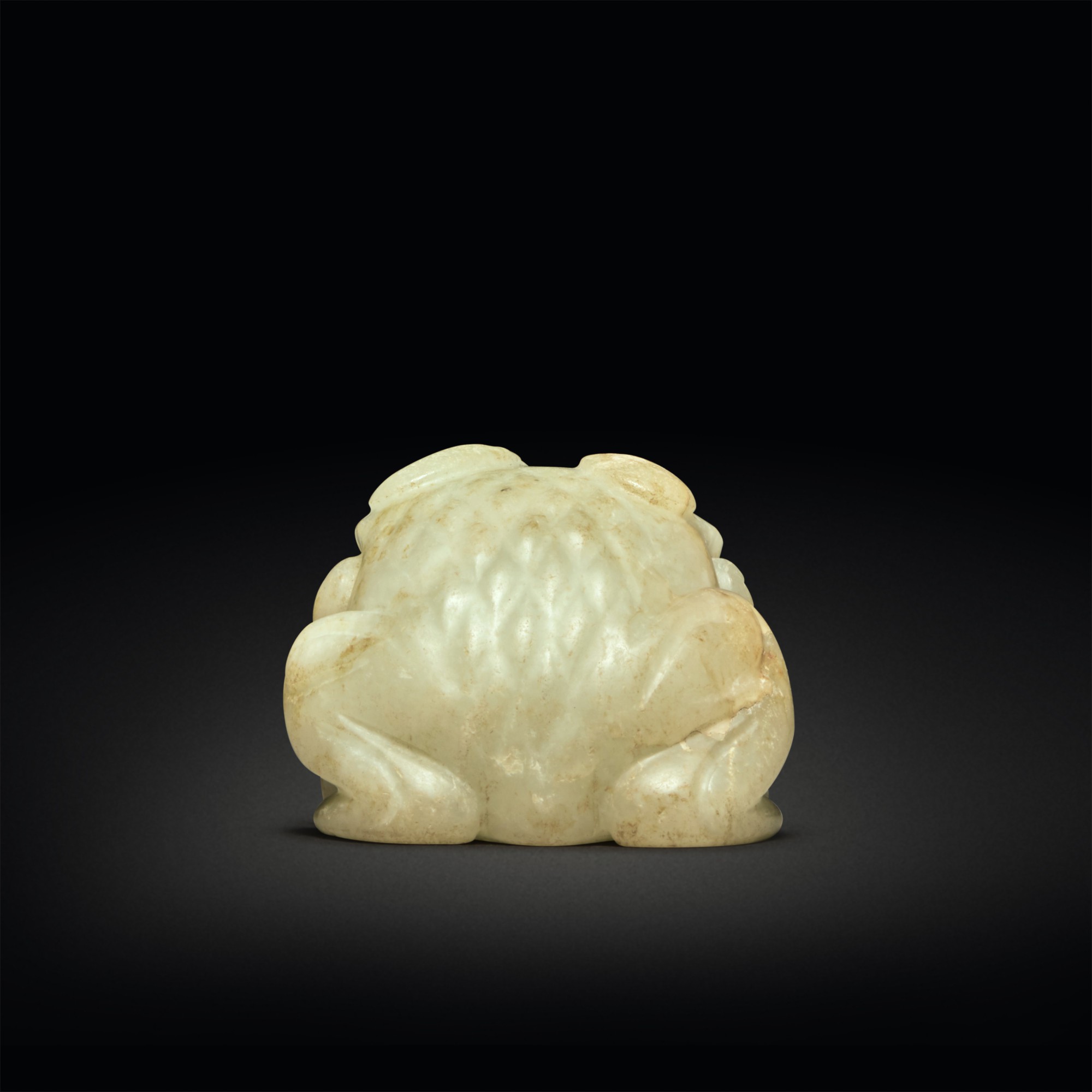 A pale celadon jade figure of a toad, Qing dynasty | 清 青白玉雕蟾蜍擺件 ...