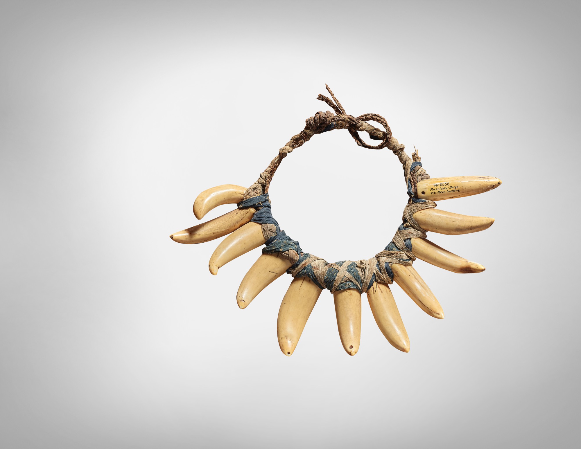 Whale Tooth Necklace, Fiji | Art of Africa, Oceania, and the Americas ...