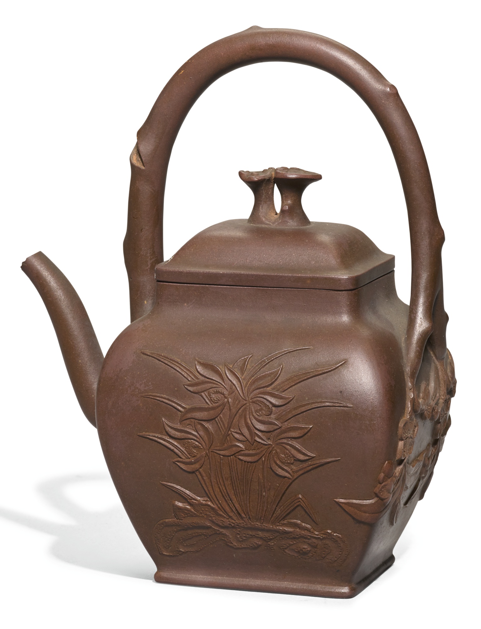 A 'YIXING' TEAPOT AND COVER | Royal and Noble | 2019 | Sotheby's