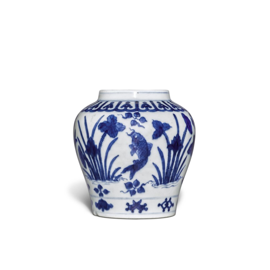 A blue and white 'fish' jar, Mark and period of Jiajing | 明嘉靖 青花荷塘魚藻紋罐 ...