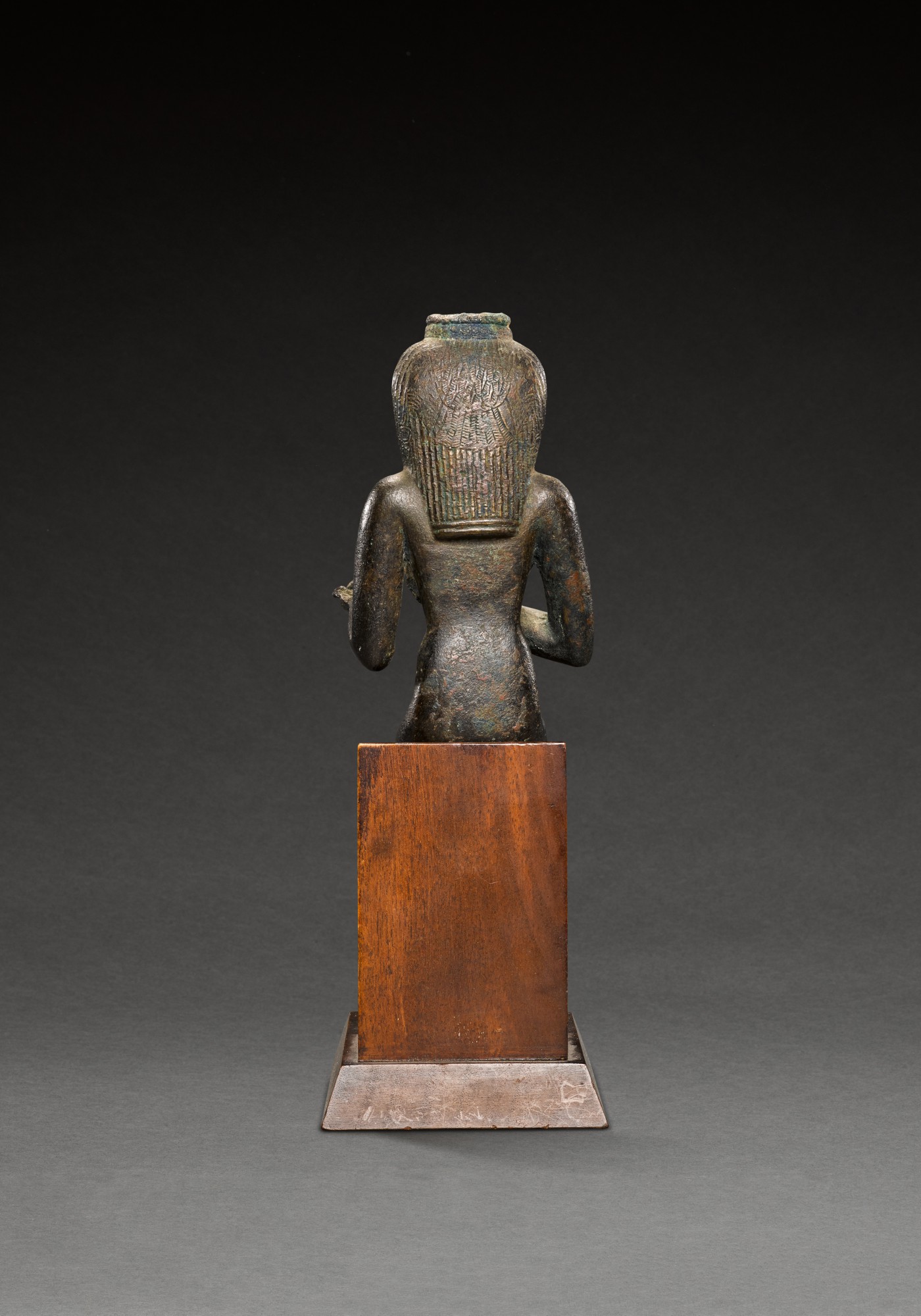 An Egyptian Bronze Figure of the Goddess Isis, 21st/25th Dynasty, 1075 ...