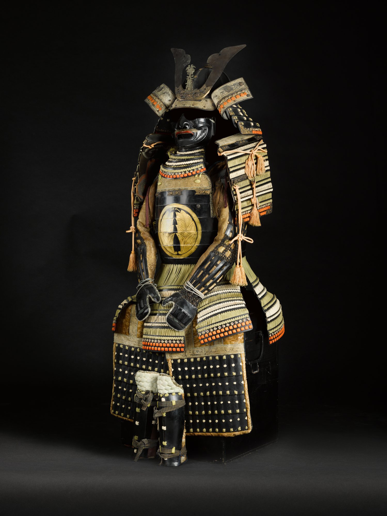 A yokohagi nimai-do gusoku [armour] | Edo period, 18th century | The ...