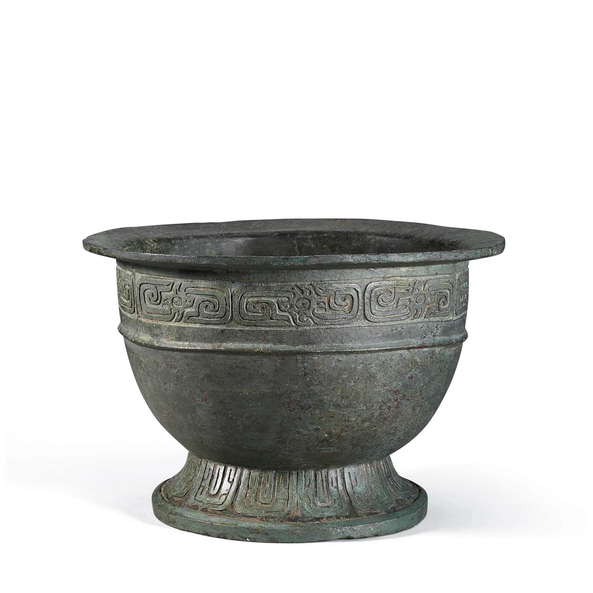 An archaic bronze ritual water vessel, Yu, Western Zhou dynasty | 西周 ...