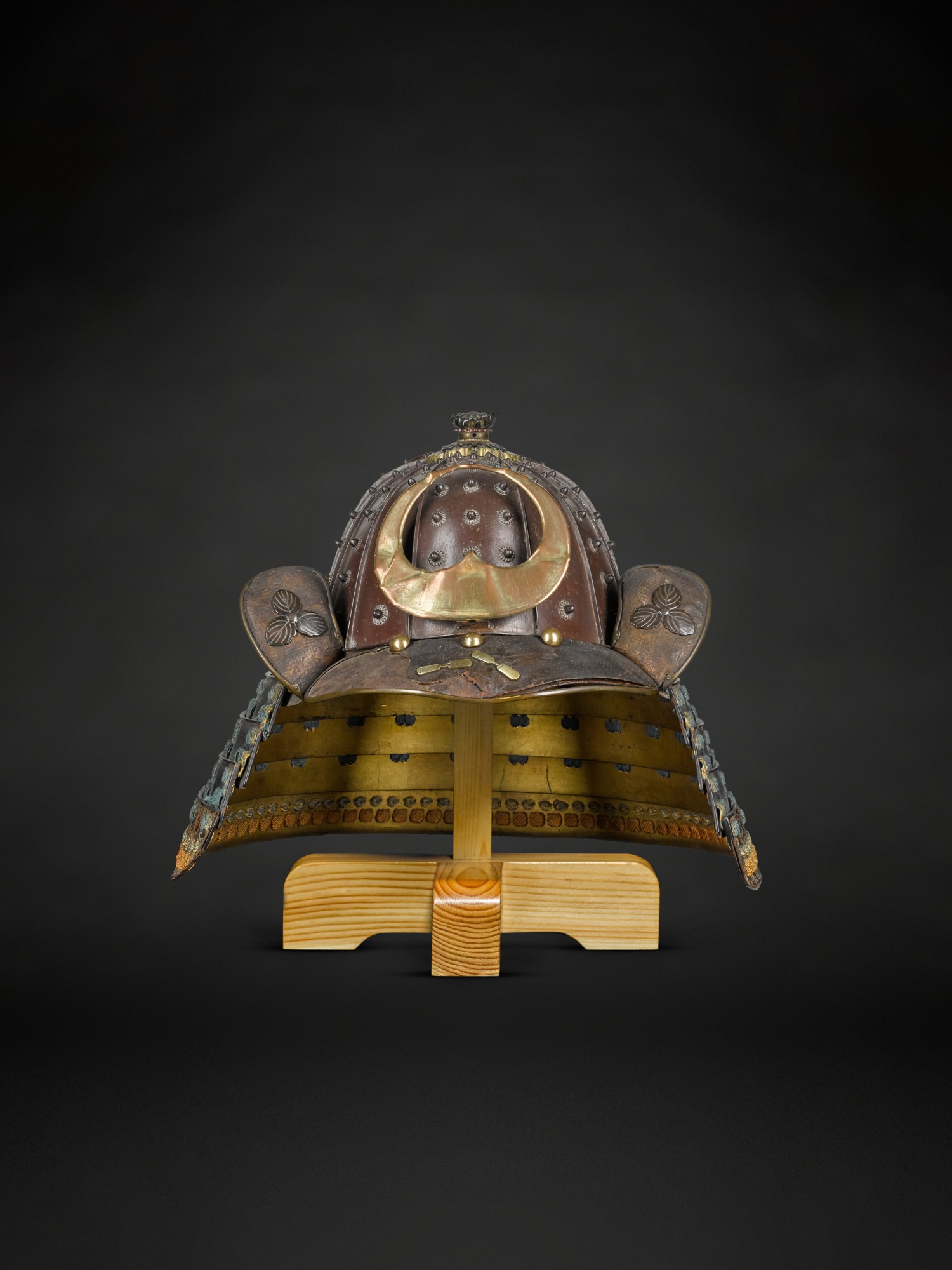 A hoshi-bachi [helmet with standing rivets] | Momoyama - Edo period ...
