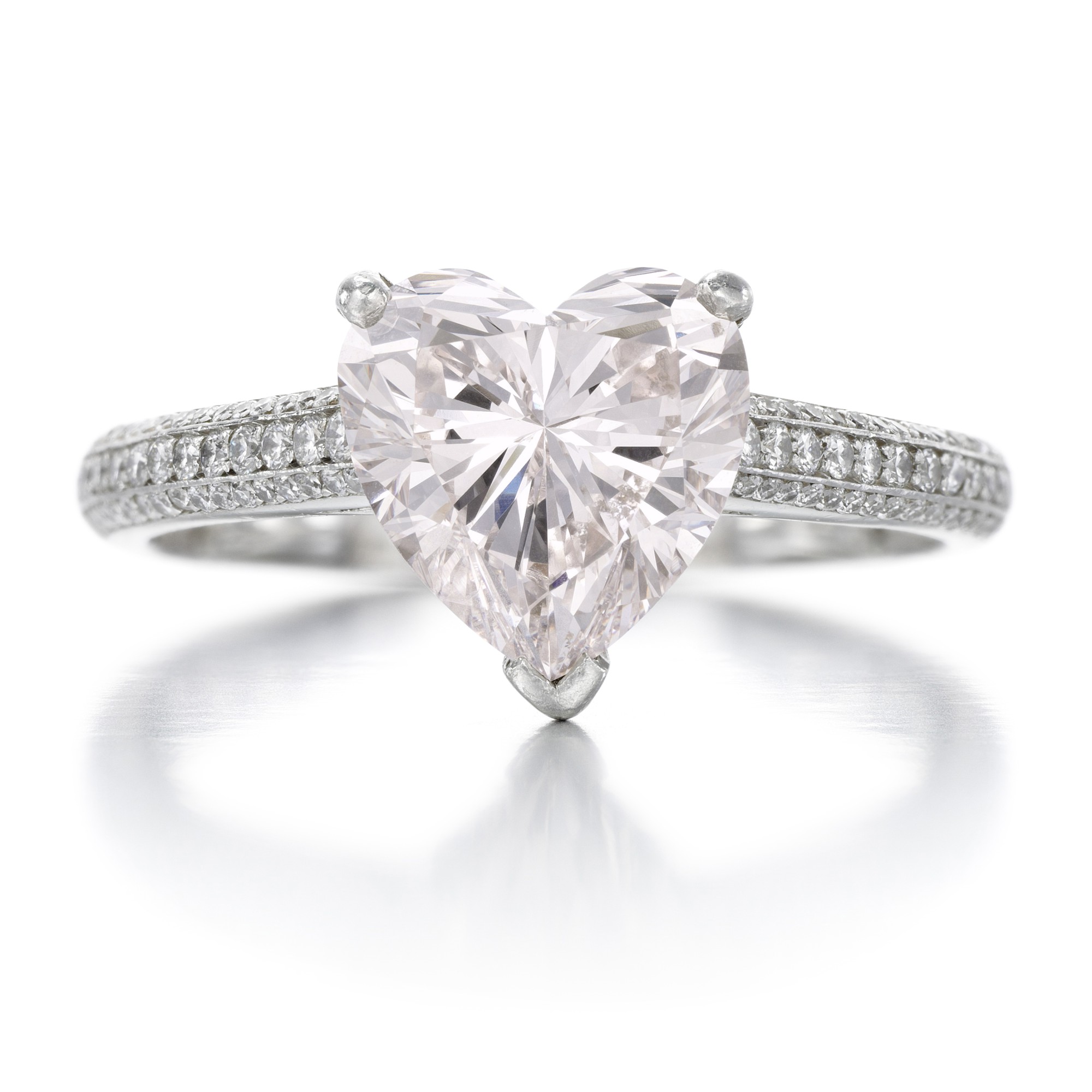 Faint pink diamond and diamond ring | Fine Jewels | 2021 | Sotheby's