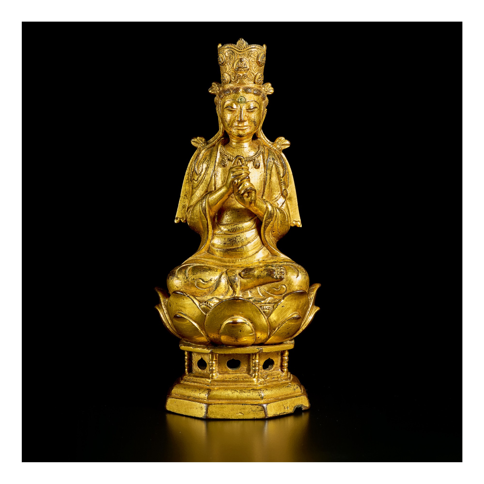 A GILT-BRONZE FIGURE OF VAIROCANA, LIAO DYNASTY | Important Chinese Art ...