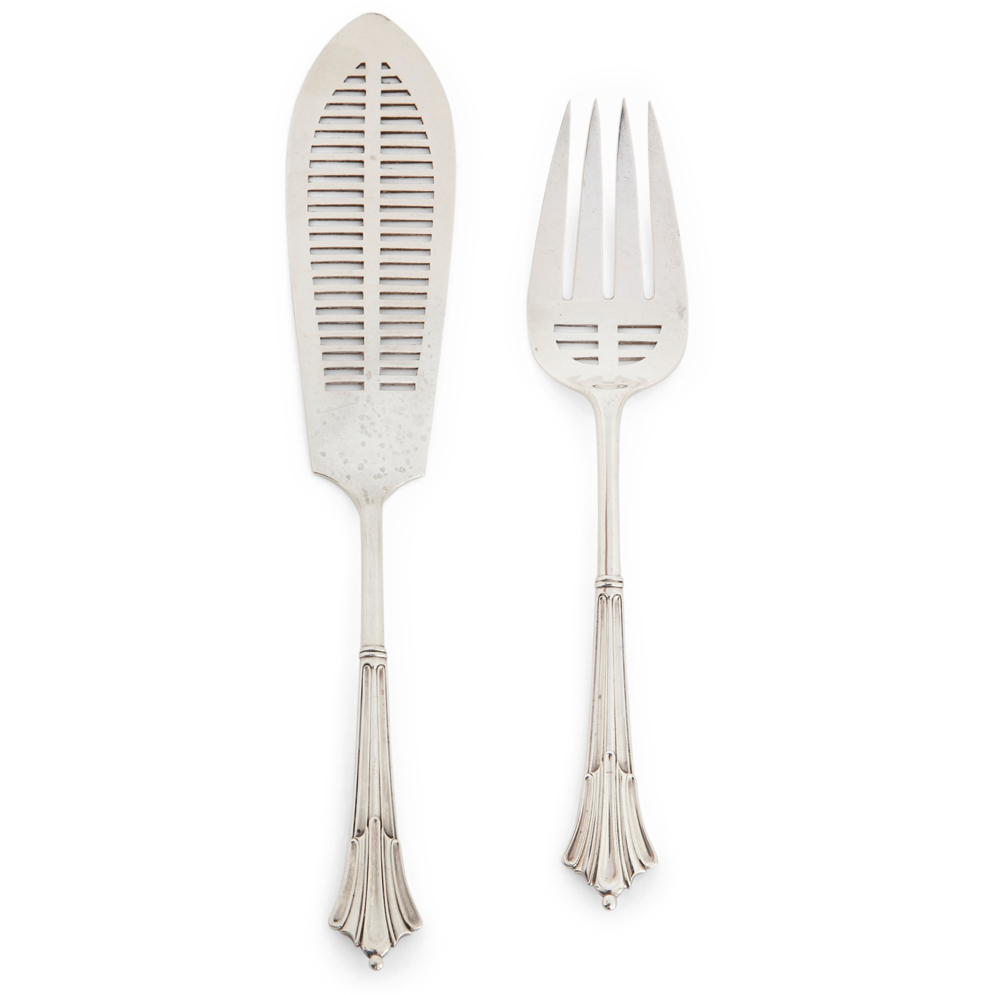 A George V silver Albany pattern fish knife and fork, Goldsmiths ...