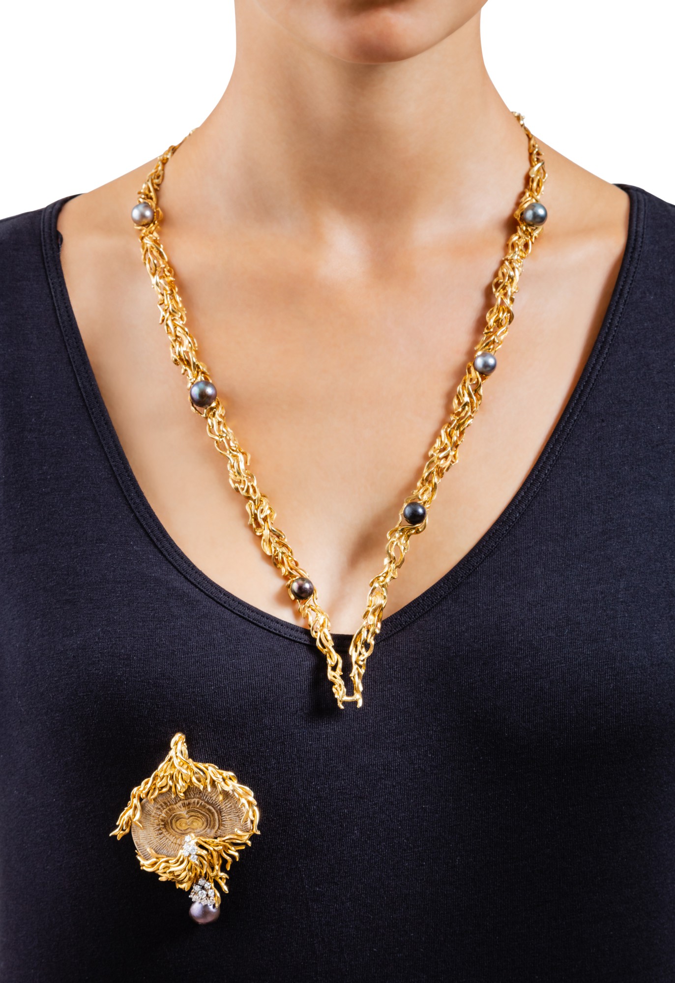 Gilbert Albert | Collier bois fossilisé, perles de culture et diamants ...