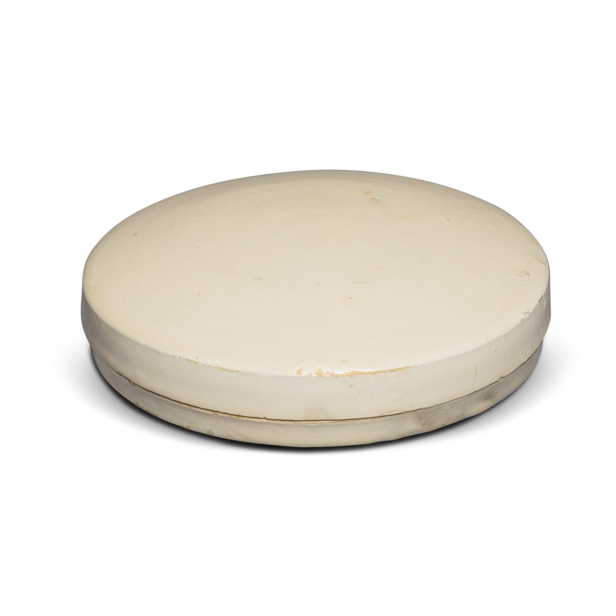 A white-glazed box and cover, Northern Song dynasty | 北宋 白釉蓋盒 ...