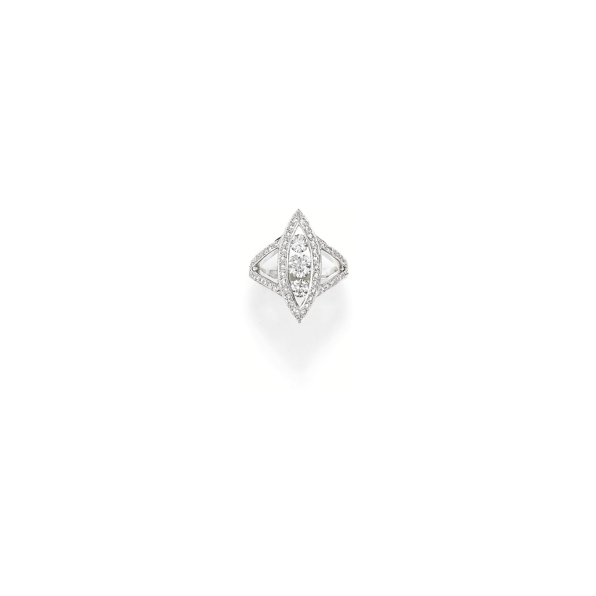BAGUE DIAMANTS, CHAUMET | DIAMOND RING, CHAUMET | Joaillerie Paris ...