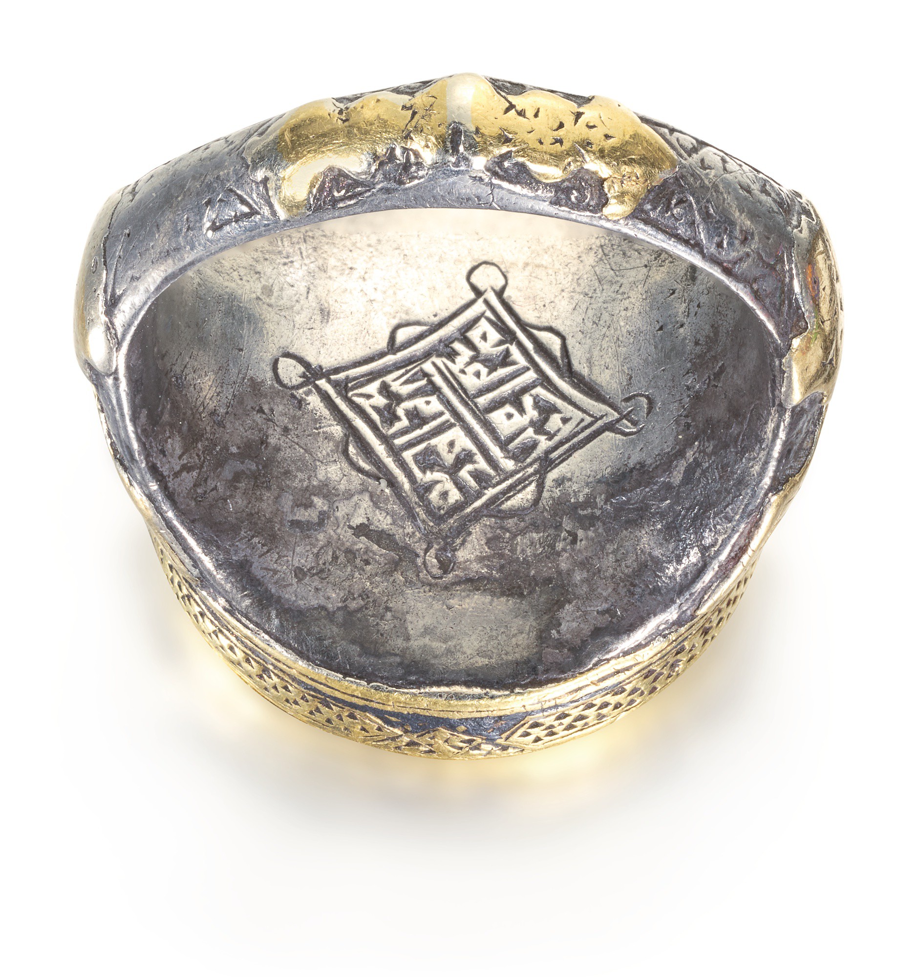 A SAFAVID AGATE-SET PARCEL-GILT SEAL RING, PERSIA, 16TH CENTURY | Arts ...