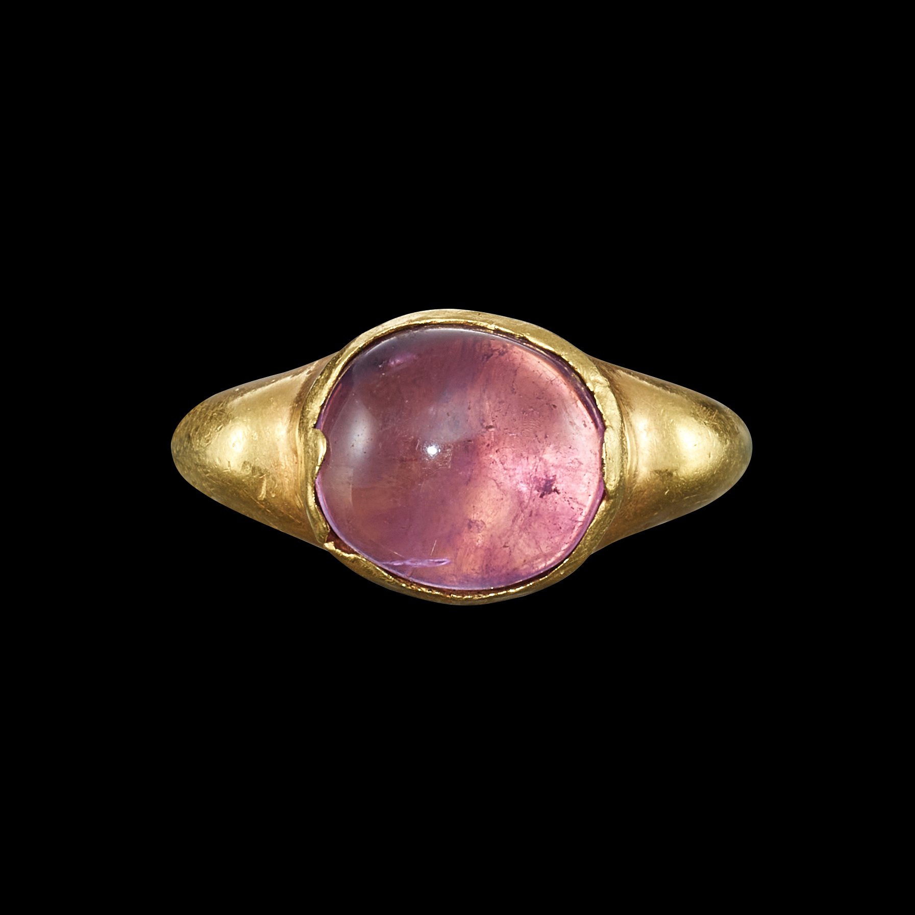 A gold and amethyst ring Java, Indonesia, 7th - 12th century | 印尼爪哇 ...