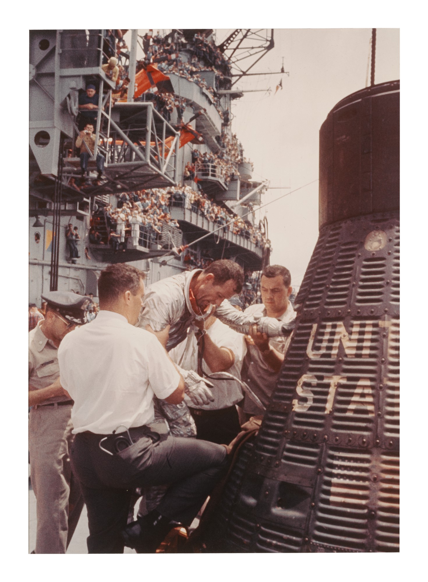 [MERCURY-ATLAS 9] VINTAGE CHROMOGENIC PRINT OF GORDON COOPER EXITING ...