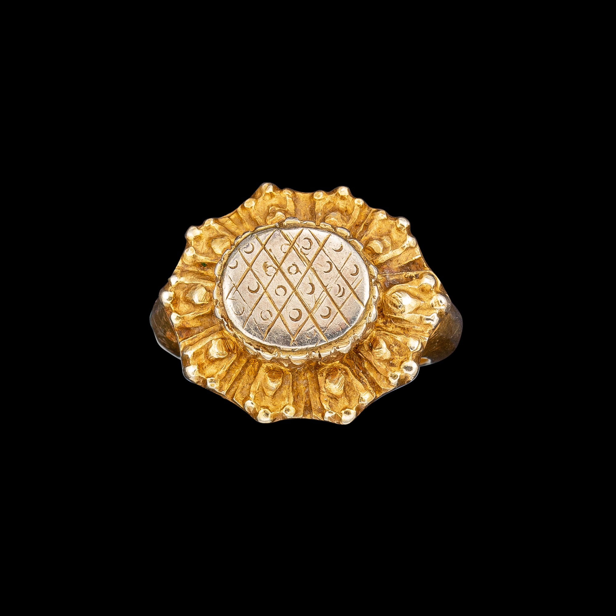 A gold and silver 'lotus' ring Central Java, Indonesia, 9th - 10th ...