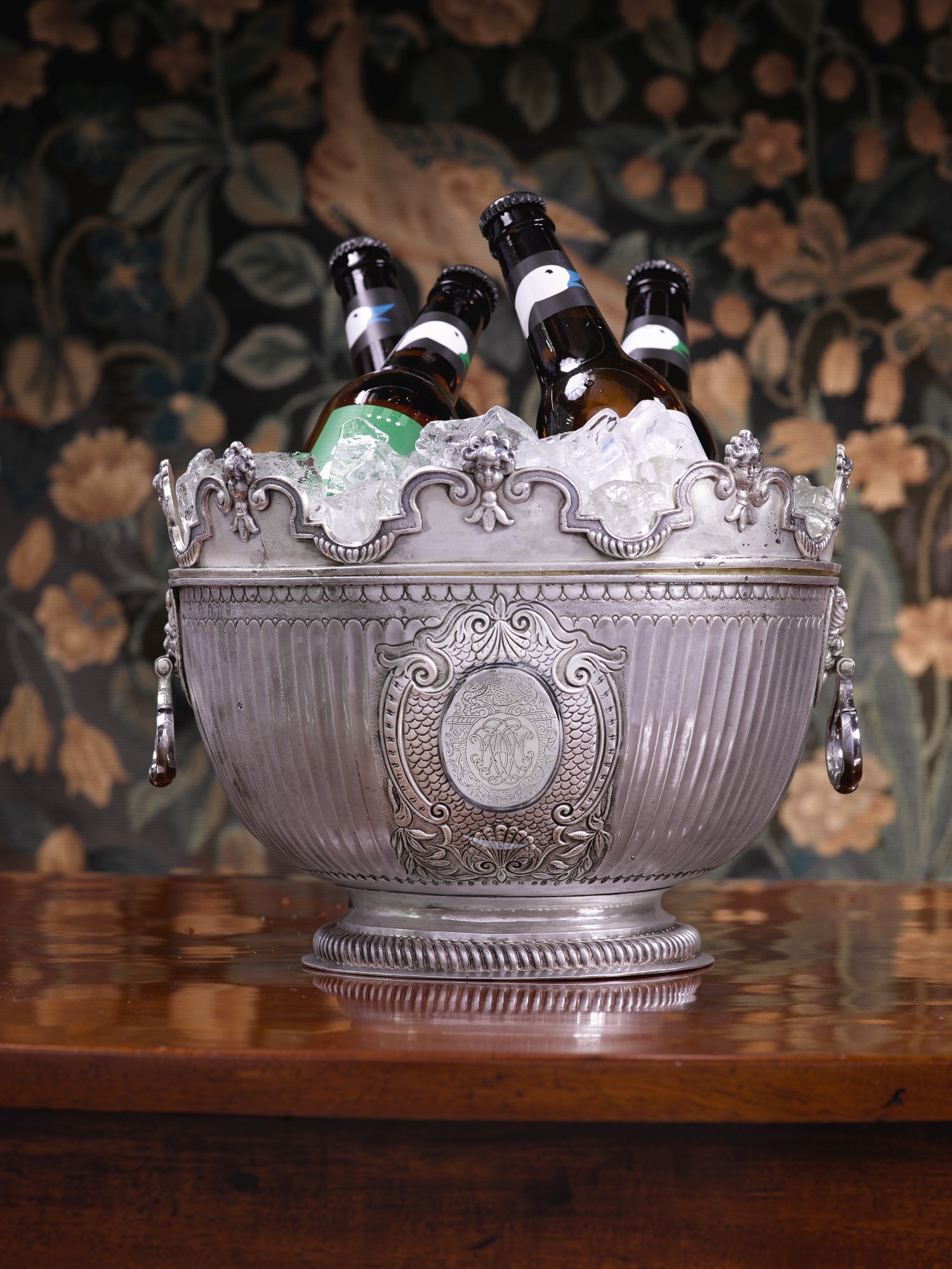 A WILLIAM III SILVER MONTEITH BOWL, THOMAS PARR, LONDON, 1701 | Return ...