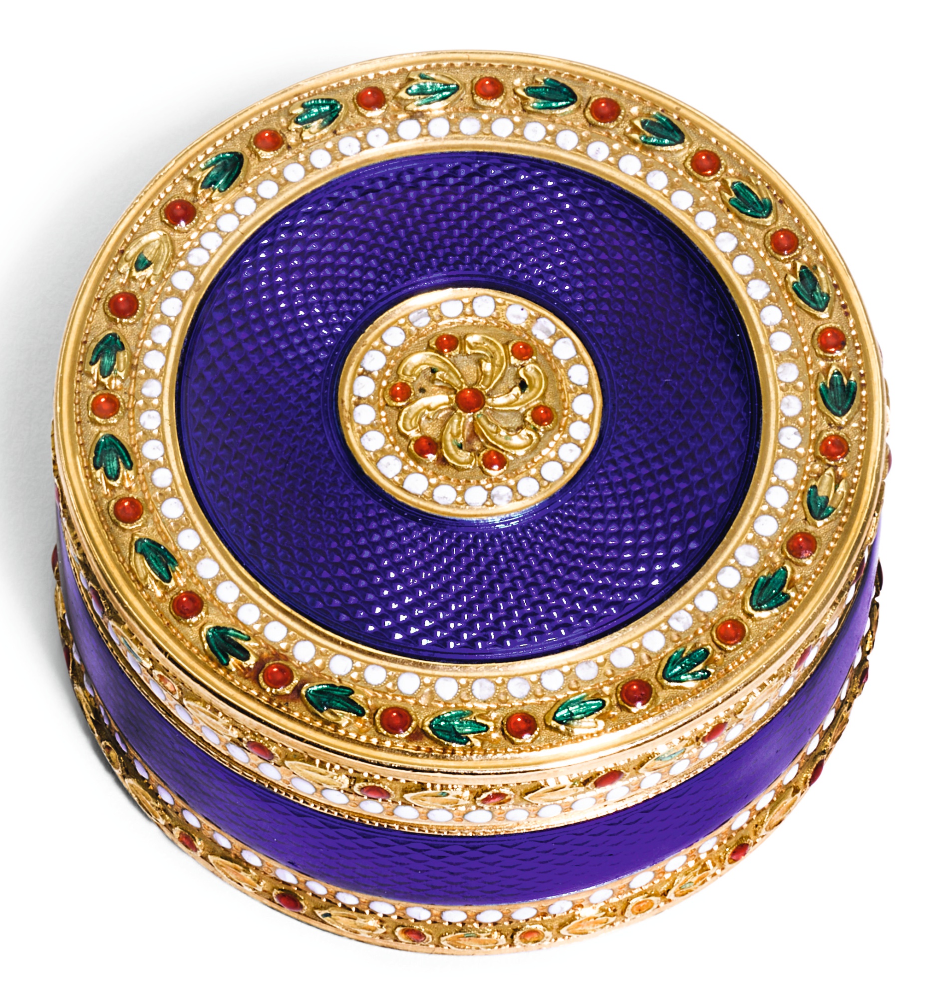 A VERY SMALL GOLD AND ENAMEL PILL BOX, NICOLAS PRÉVOST, PARIS, 1776 ...