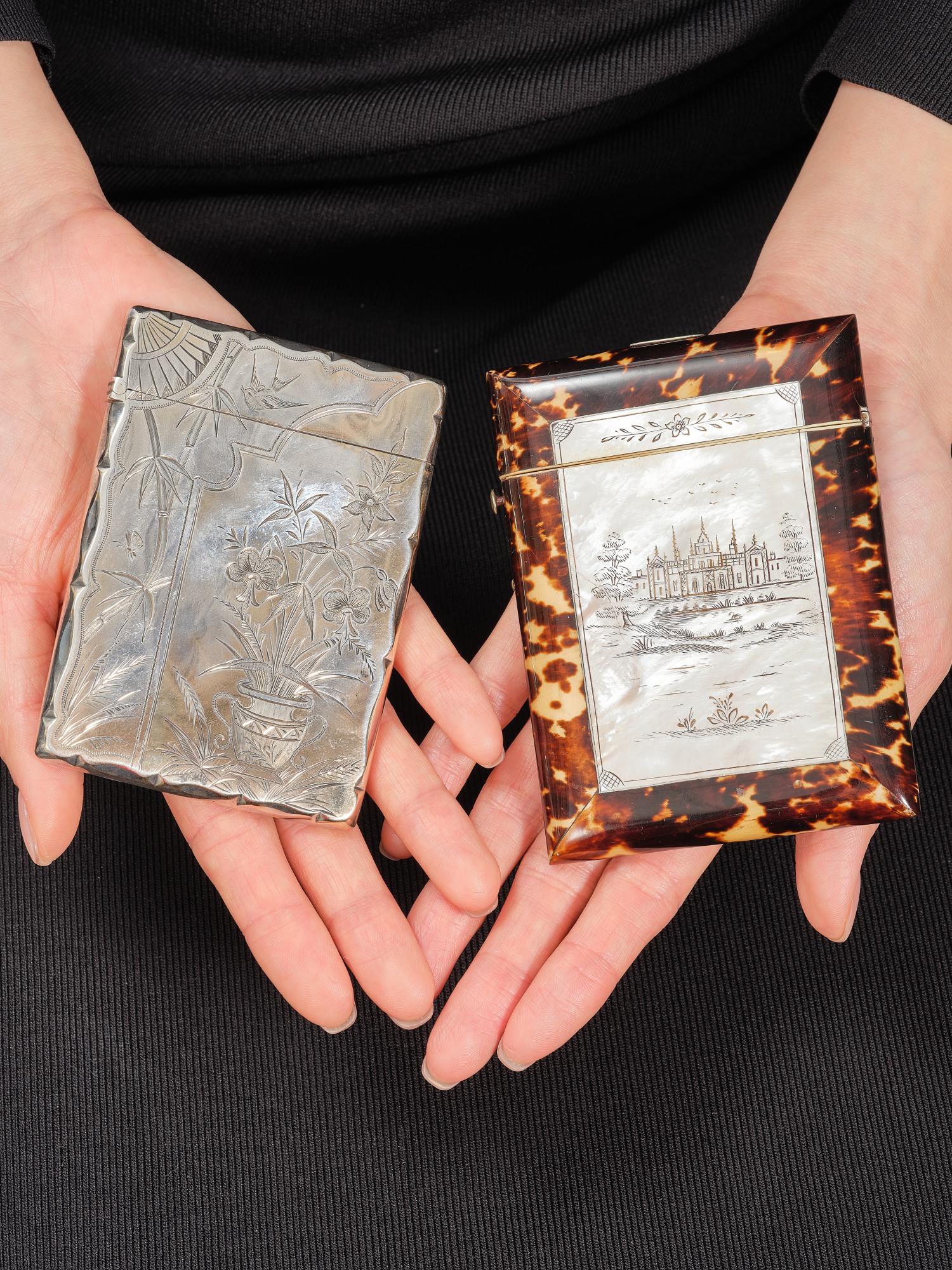 Group of Silver, Tortoise Shell, Mother-Of-Pearl and Gem Set Cases | 銀 ...