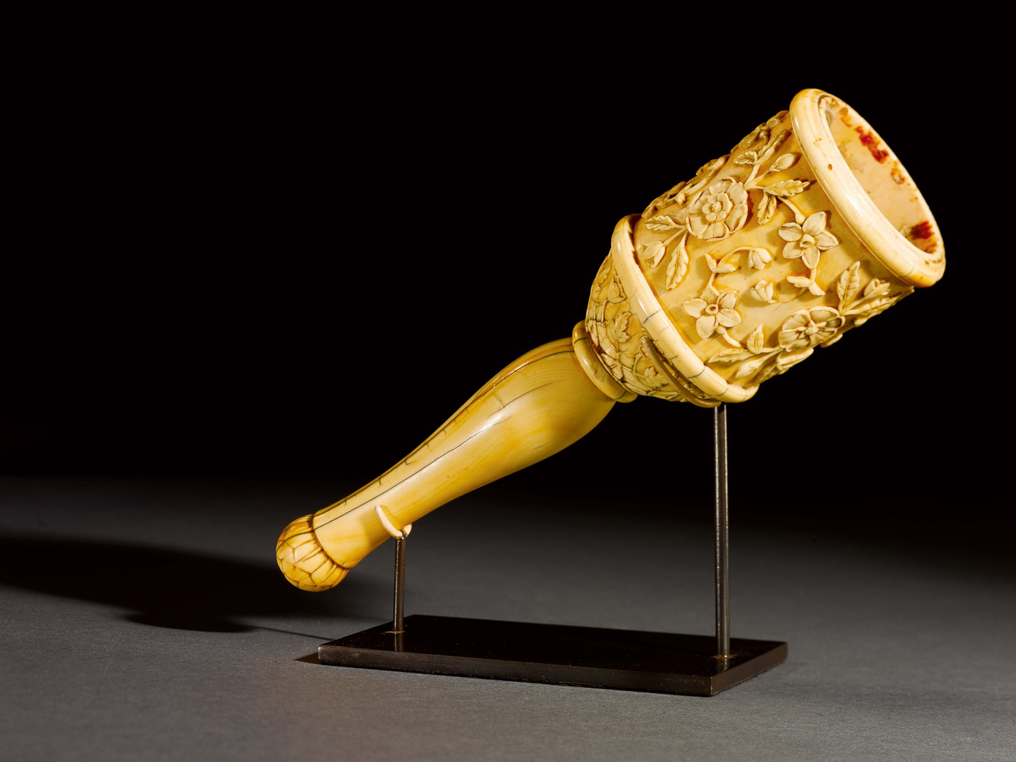 A magnificent Mughal carved ivory flywhisk, India, circa 1650 | Arts of ...