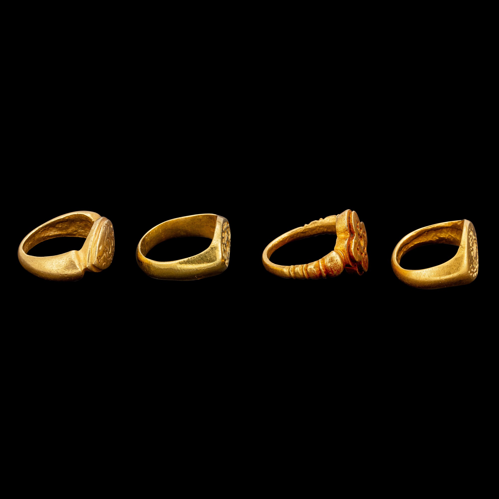 Four gold rings 8th - 11th century | 八至十一世紀 印尼中爪哇及驃國金戒指一組四枚 | Golden ...