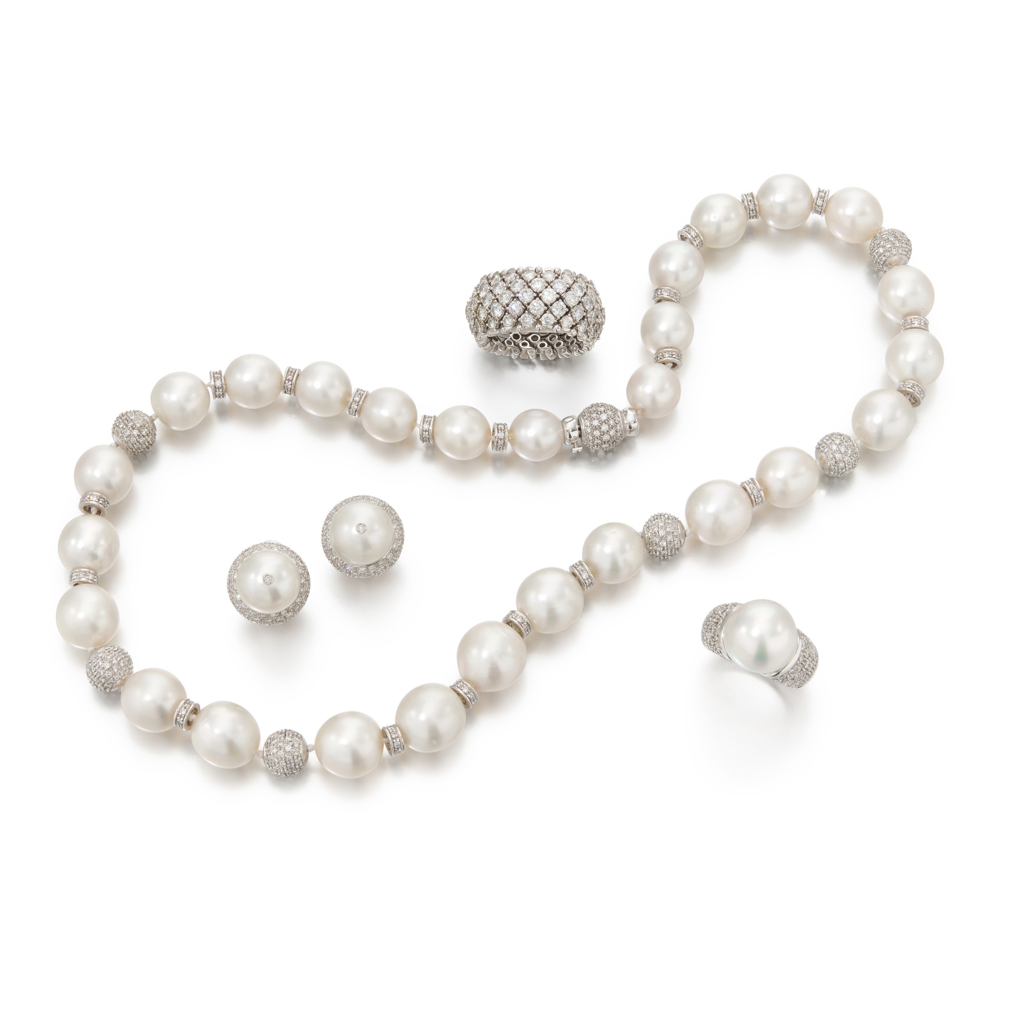 Collection of jewels (Collezione di gioielli) | Fine Jewels | 2022 ...