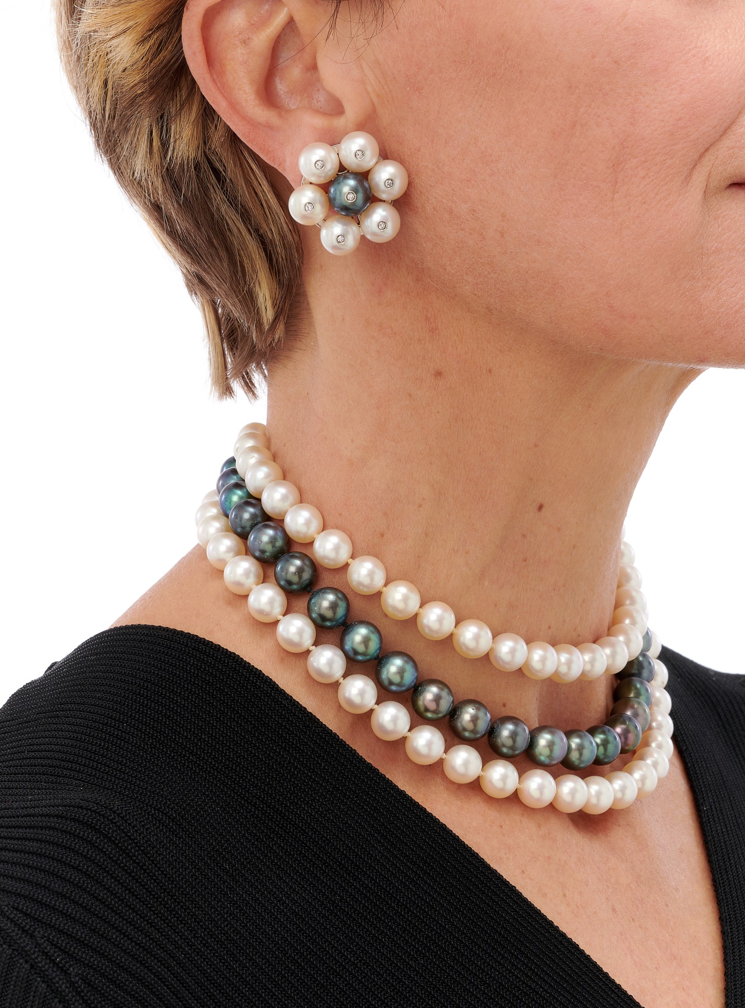 CULTURED PEARL AND DIAMOND DEMI- PARURE (DEMI-PARURE CON PERLE ...