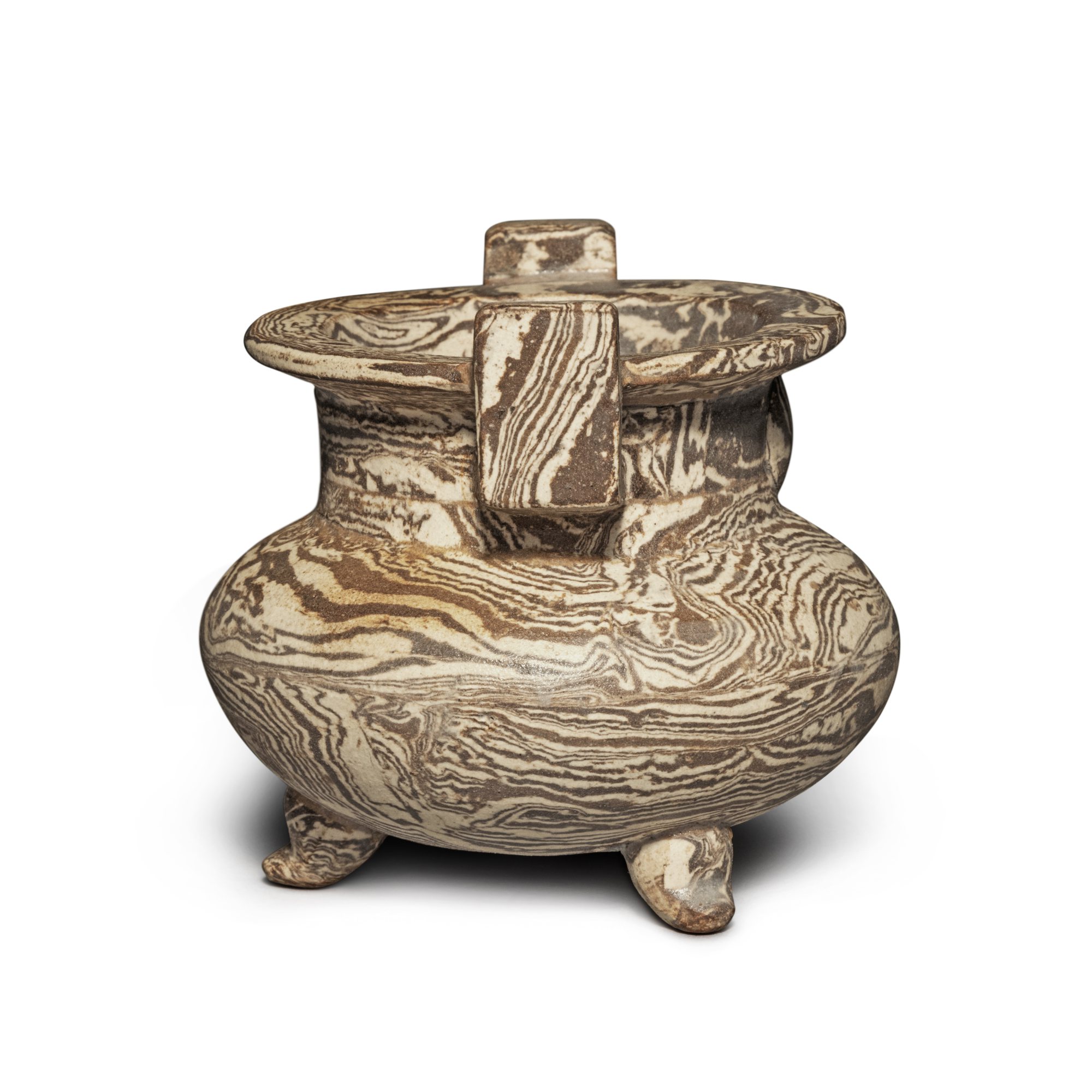 A marbled pottery tripod censer, Song / Yuan dynasty | 宋 / 元 絞胎三足爐 ...