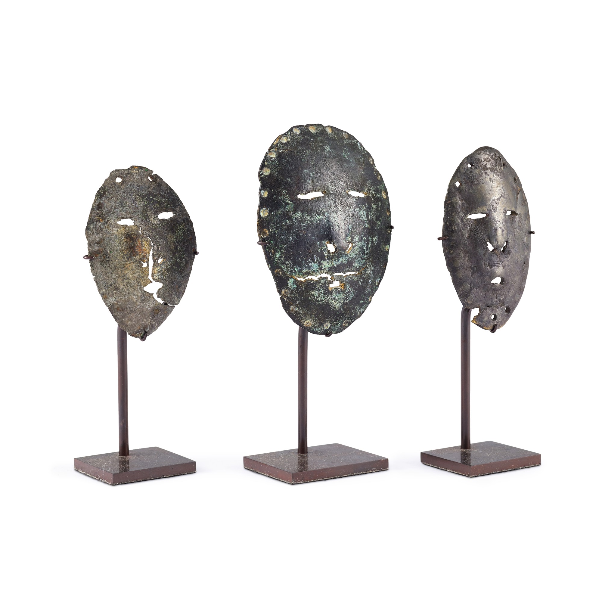 Three rare Siberian Yakut guardian spirit masks 19th century | 十九世紀 ...