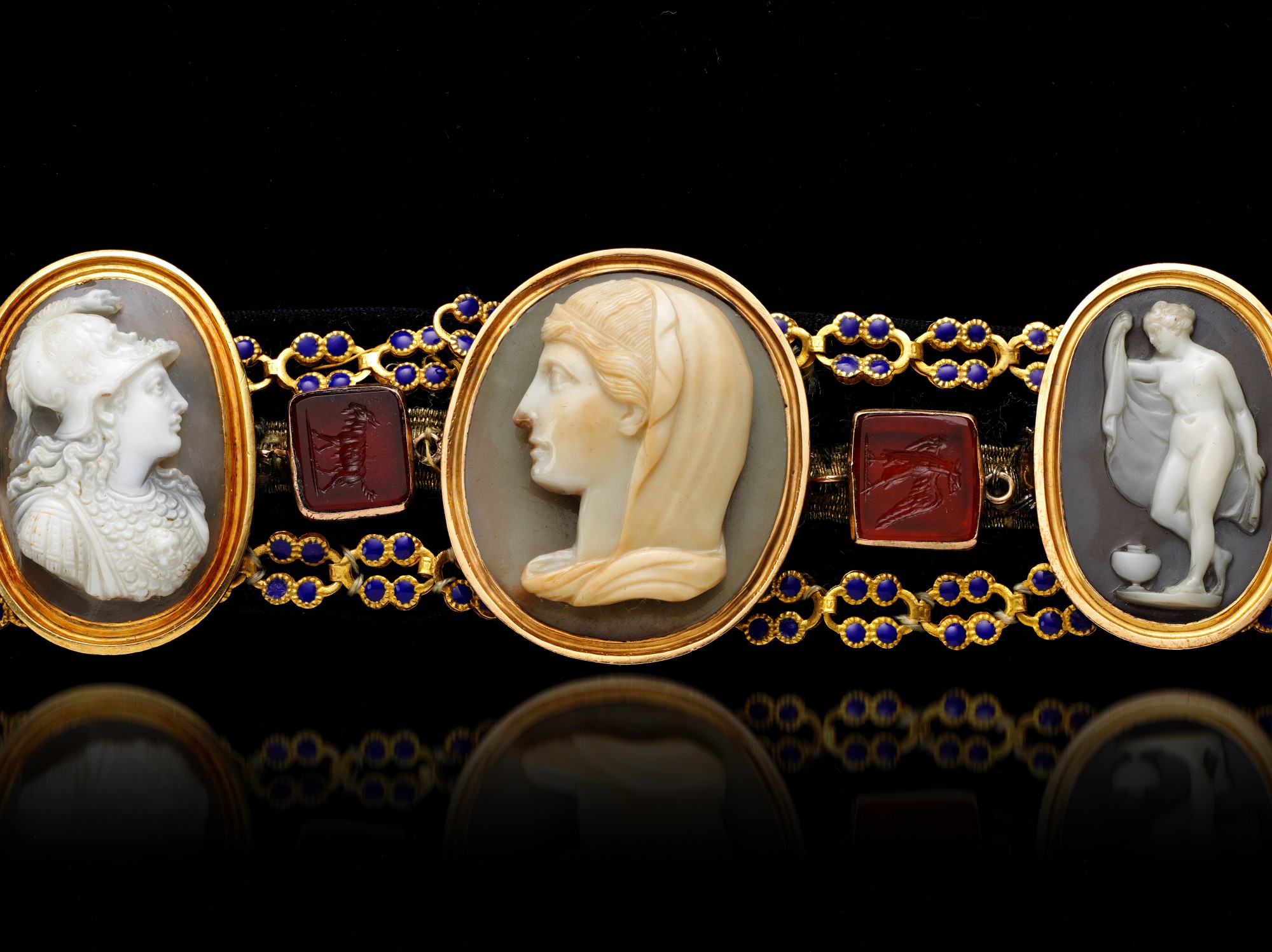 The Glyptics, Italian, 17th - 19th century | Choker | Treasures | 2021 ...