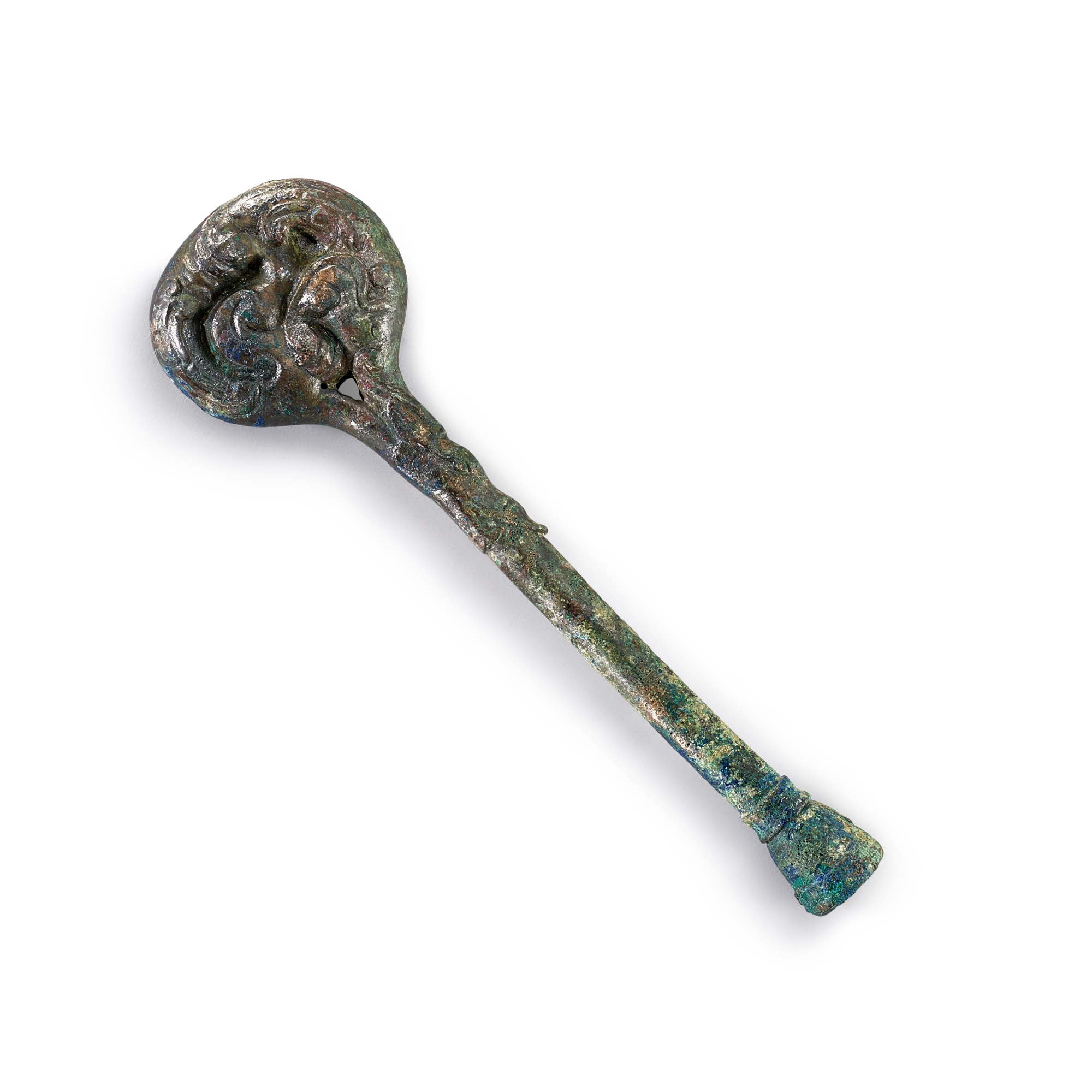 A bronze 'animal' tuning key, Warring States period | 戰國 青銅臥獸紋琴鈕 ...