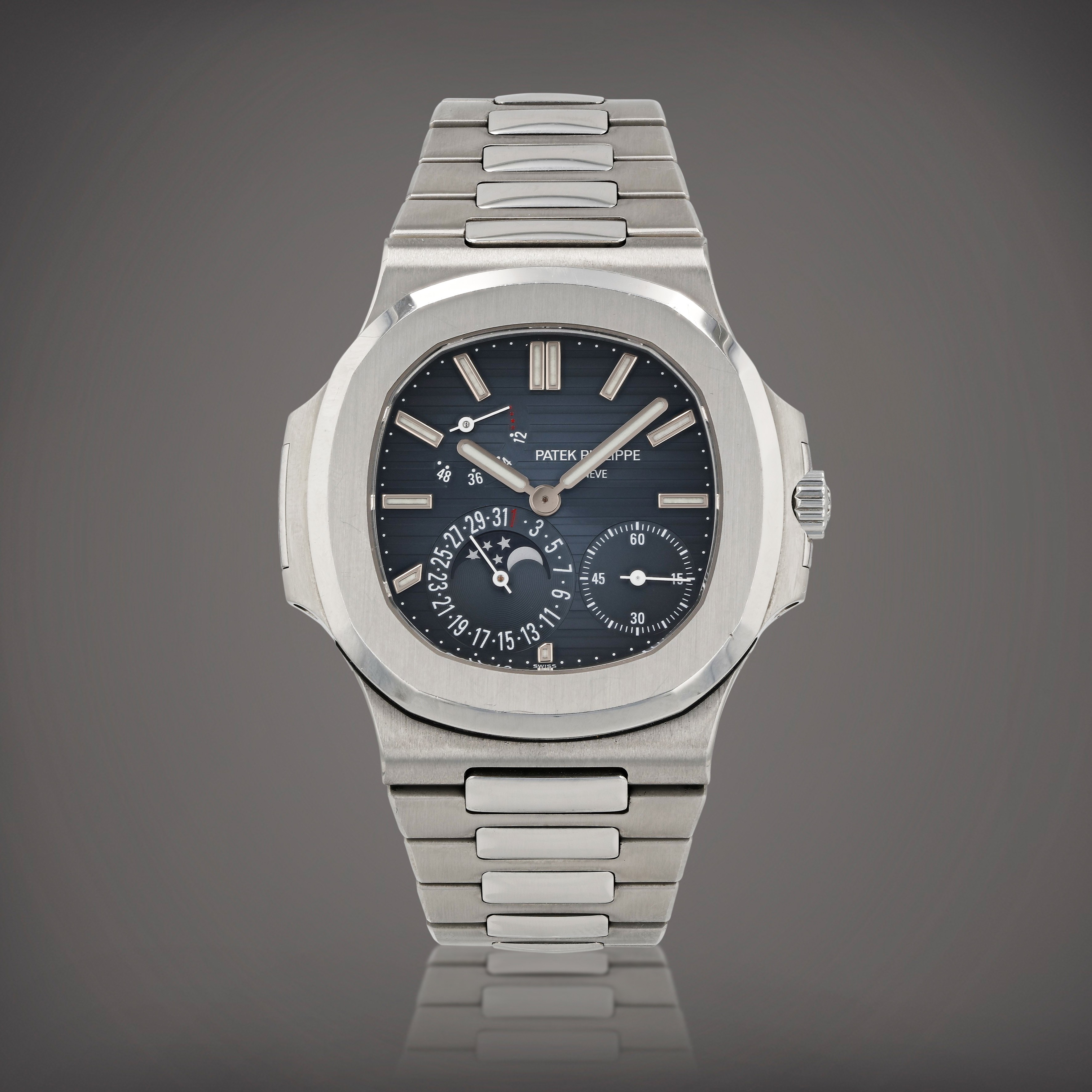 Nautilus, reference 5712/1A-001 Montre bracelet en acier avec date ...