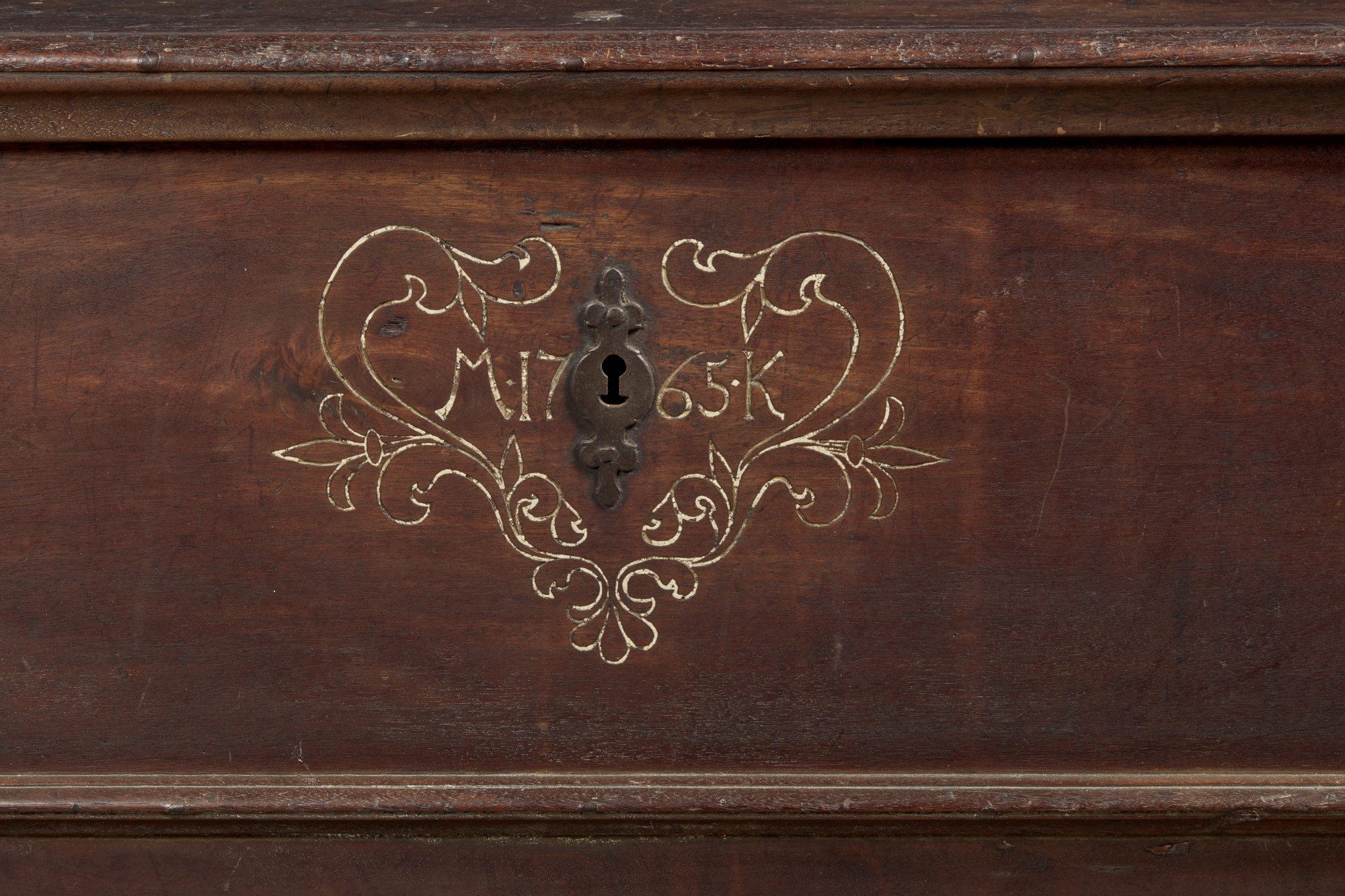 The Kauffman Family Very Rare Chippendale Sulfur-Inlaid Walnut Blanket ...