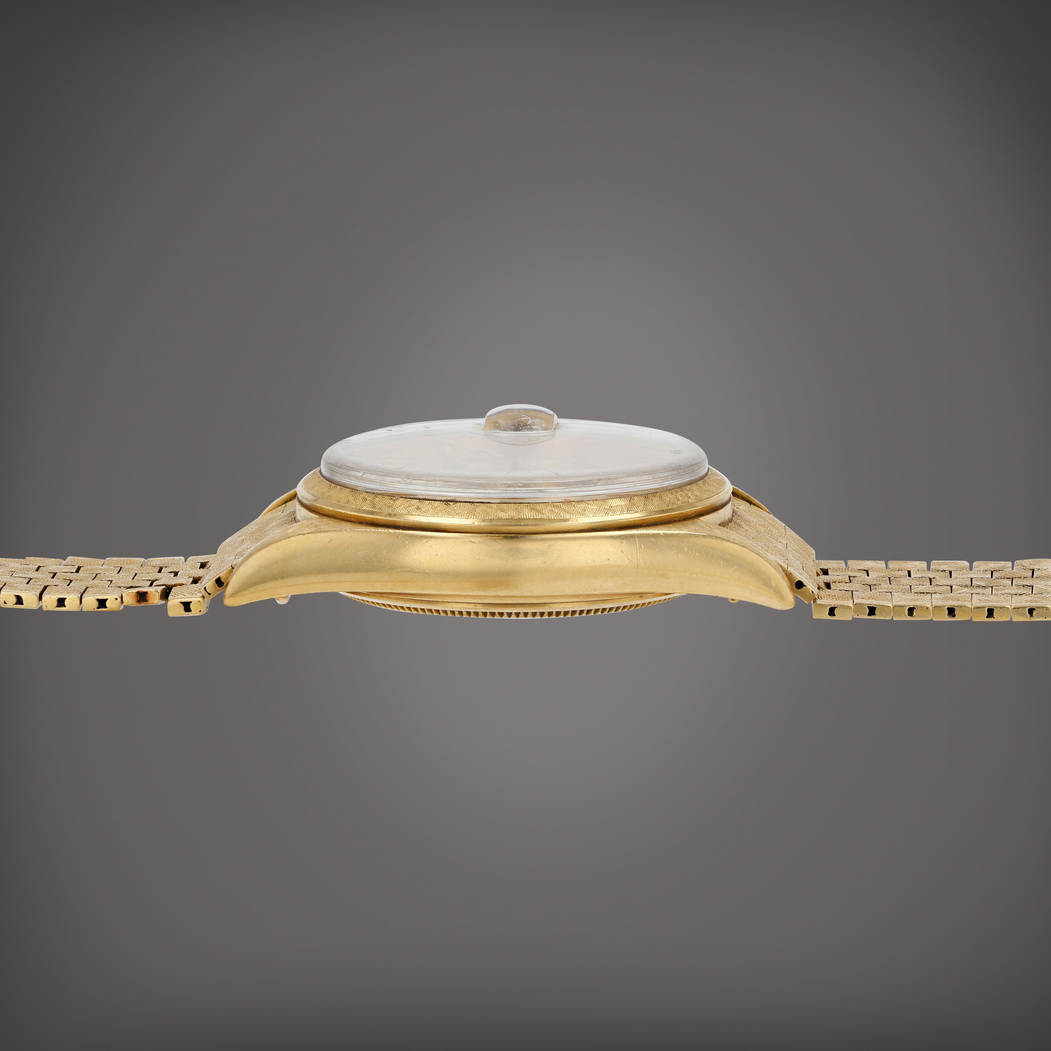 Day-Date, reference 1806 Montre bracelet en or jaune avec jour et date ...