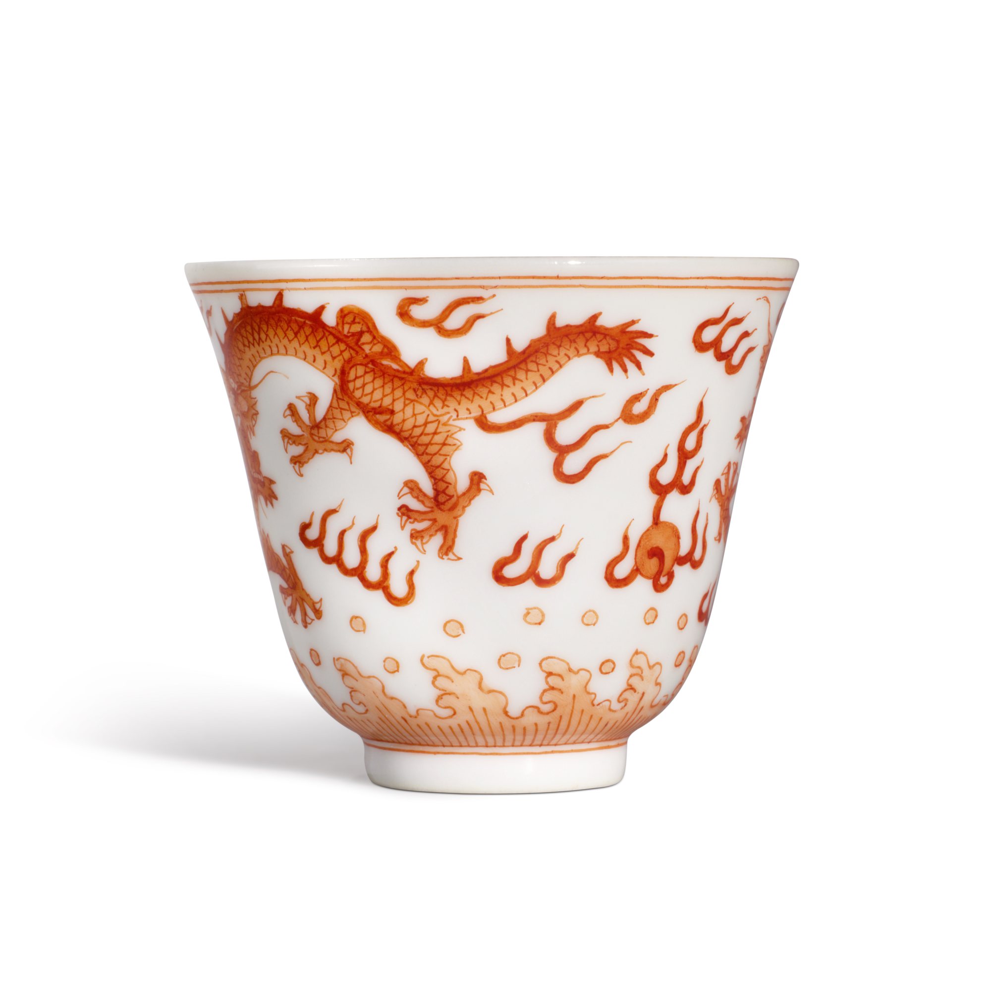 A small iron-red 'dragon' cup, Mark and period of Guangxu | 清光緒 礬紅彩海水趕珠 ...