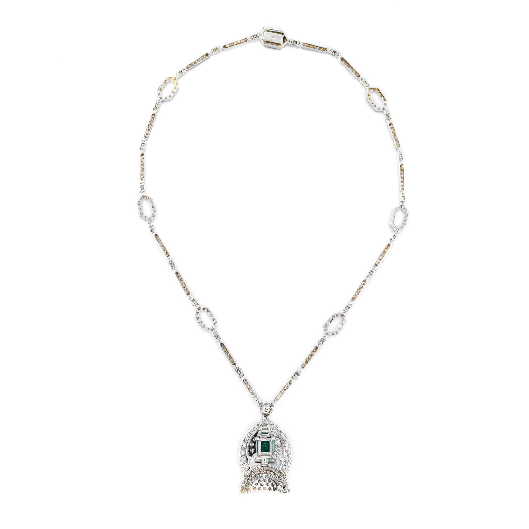 Collier émeraude et diamants | Emerald and diamond necklace | Fine ...