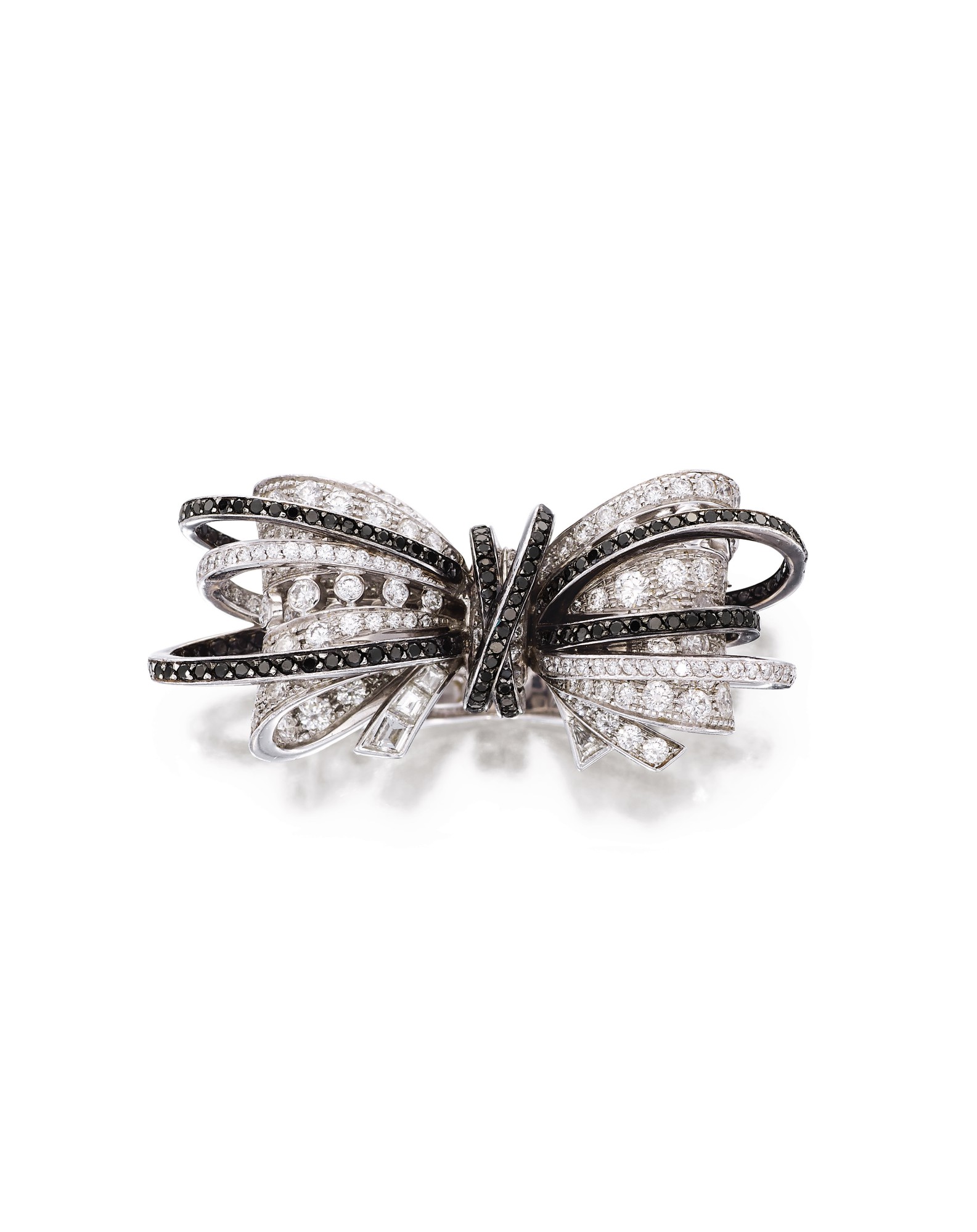 Chanel | 'Ruban Couture' Diamond Ring | 香奈兒 | 'Ruban Couture' 鑽石戒指 ...