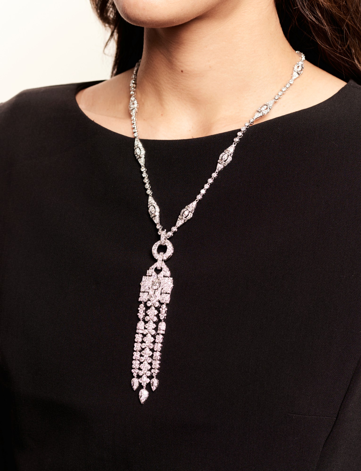 Cartier | Diamond Pendant Necklace 卡地亞 鑽石吊墜項鏈 | Magnificent Jewels ...
