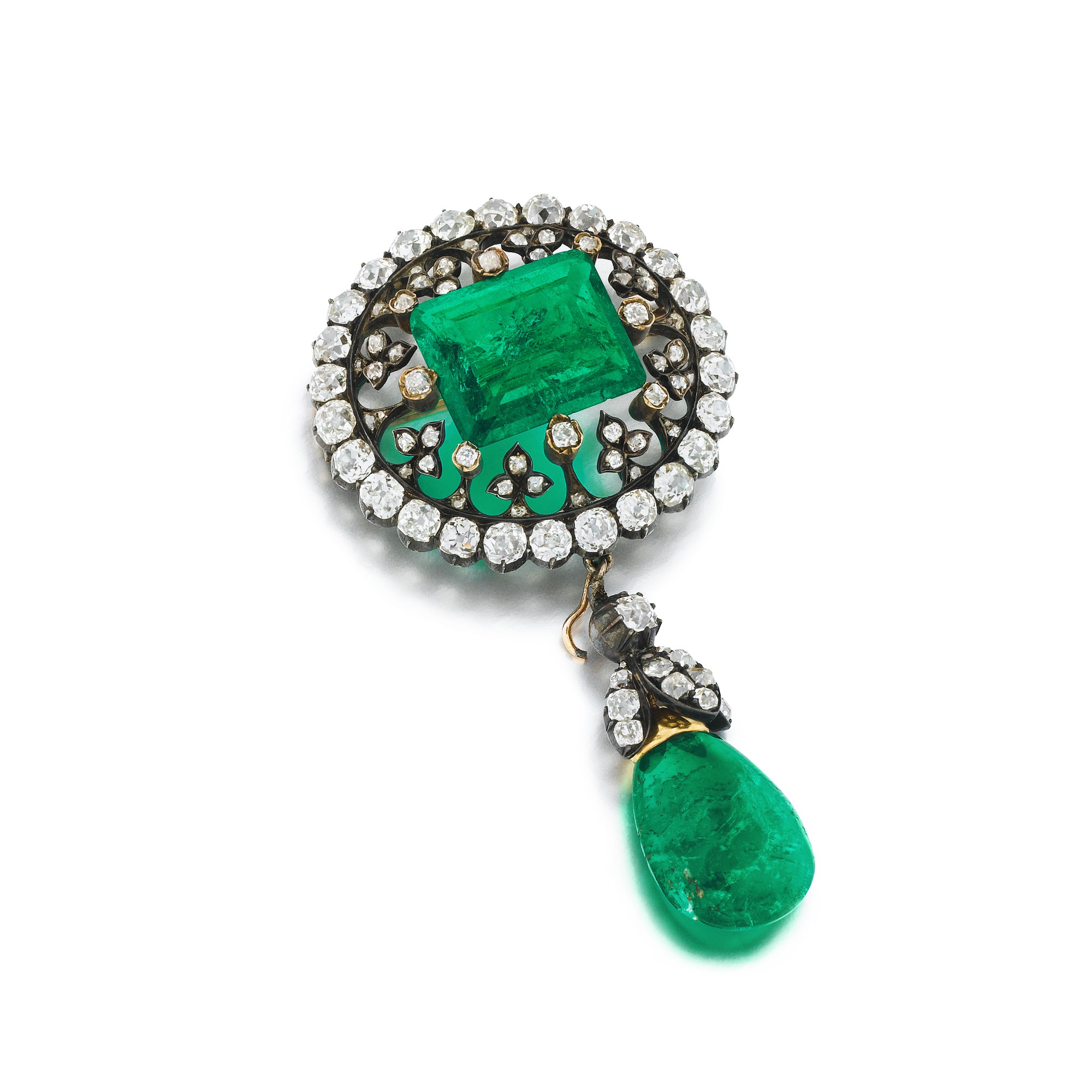 An emerald and diamond brooch, late 19th century | Hôtel Lambert, Une ...