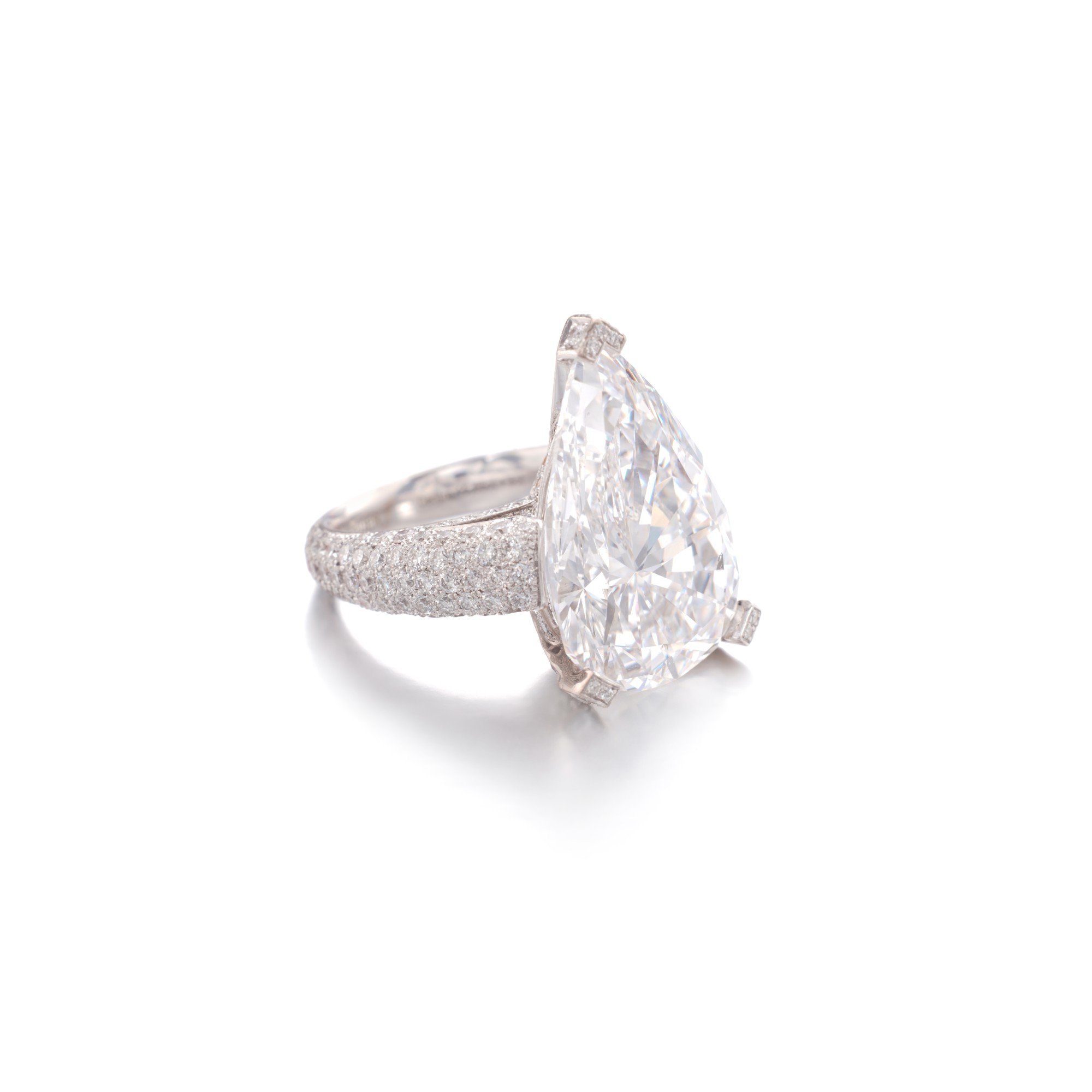 Superb diamond ring | Schroeder | 鑽石戒指 | Magnificent Jewels and Noble ...