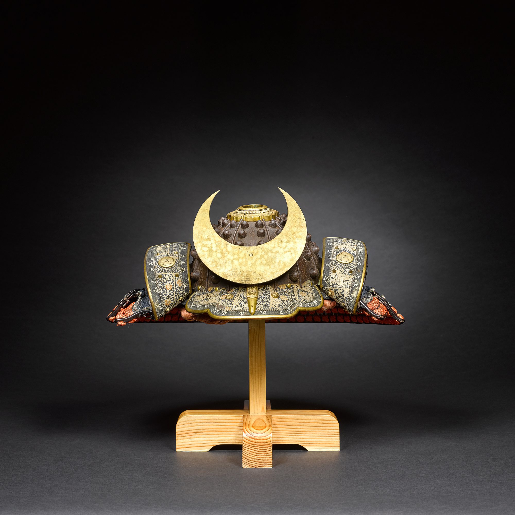 A hoshi-bachi [helmet with standing rivets] | Edo period, 17th - 18th ...