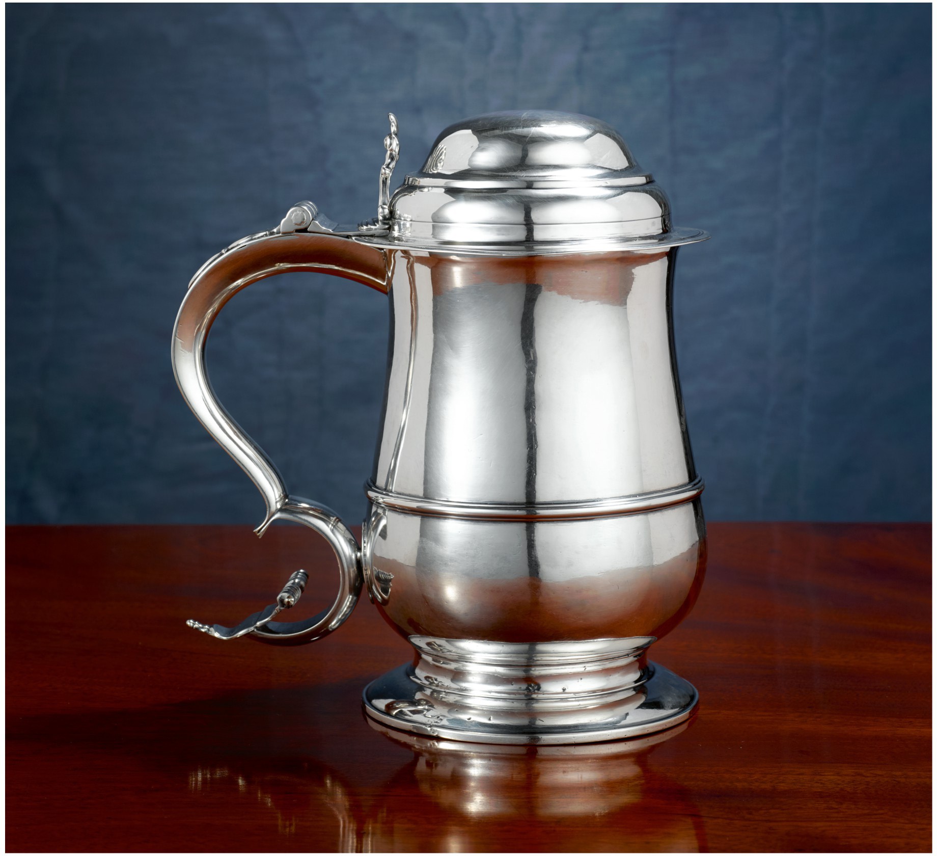 AN EARLY AMERICAN SILVER TANKARD, ANDREW UNDERHILL, NEW YORK, CIRCA ...