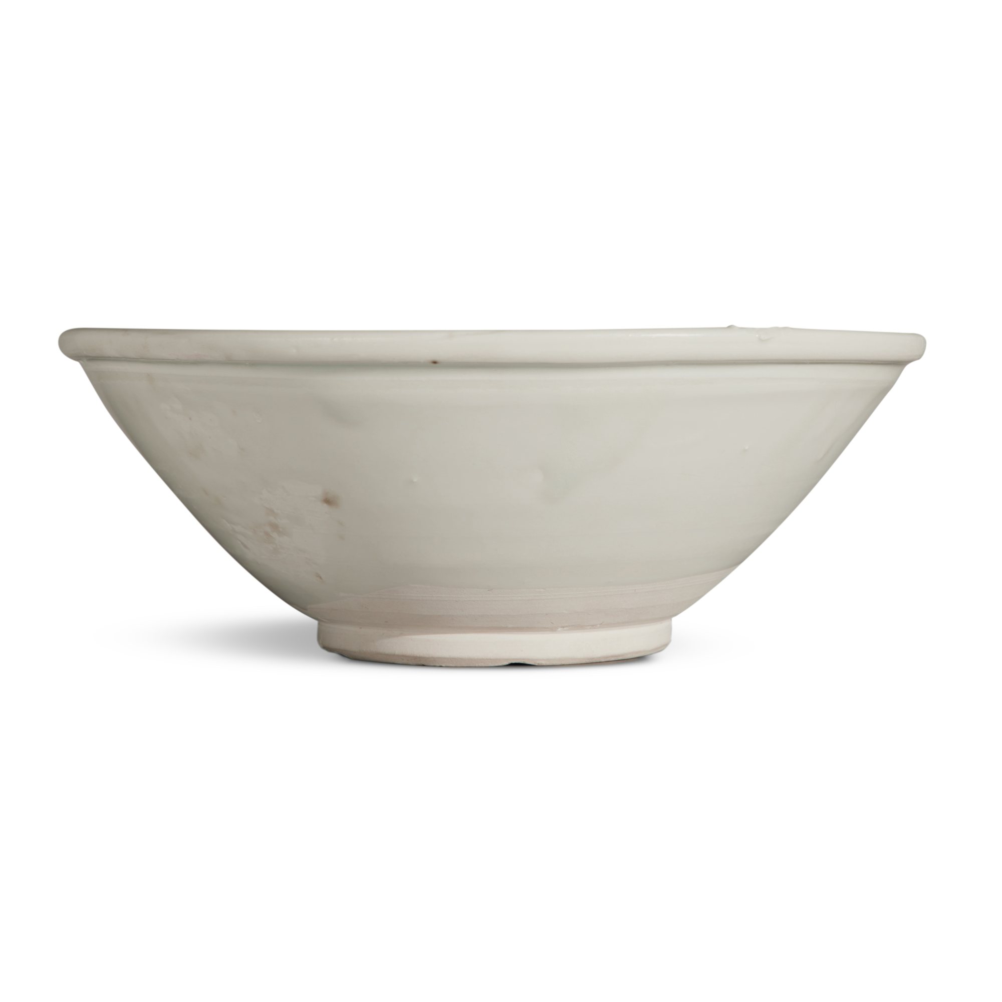 A rare and large 'Xing' conical bowl, Tang dynasty / Five Dynasties | 唐 ...